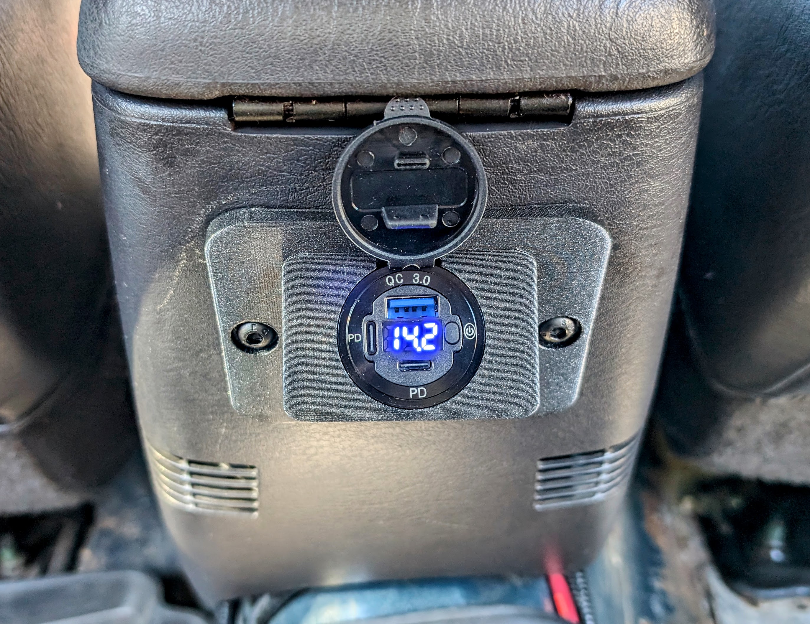 97-01 Cherokee XJ Power Outlet Surround by jaalfs | Printables Store