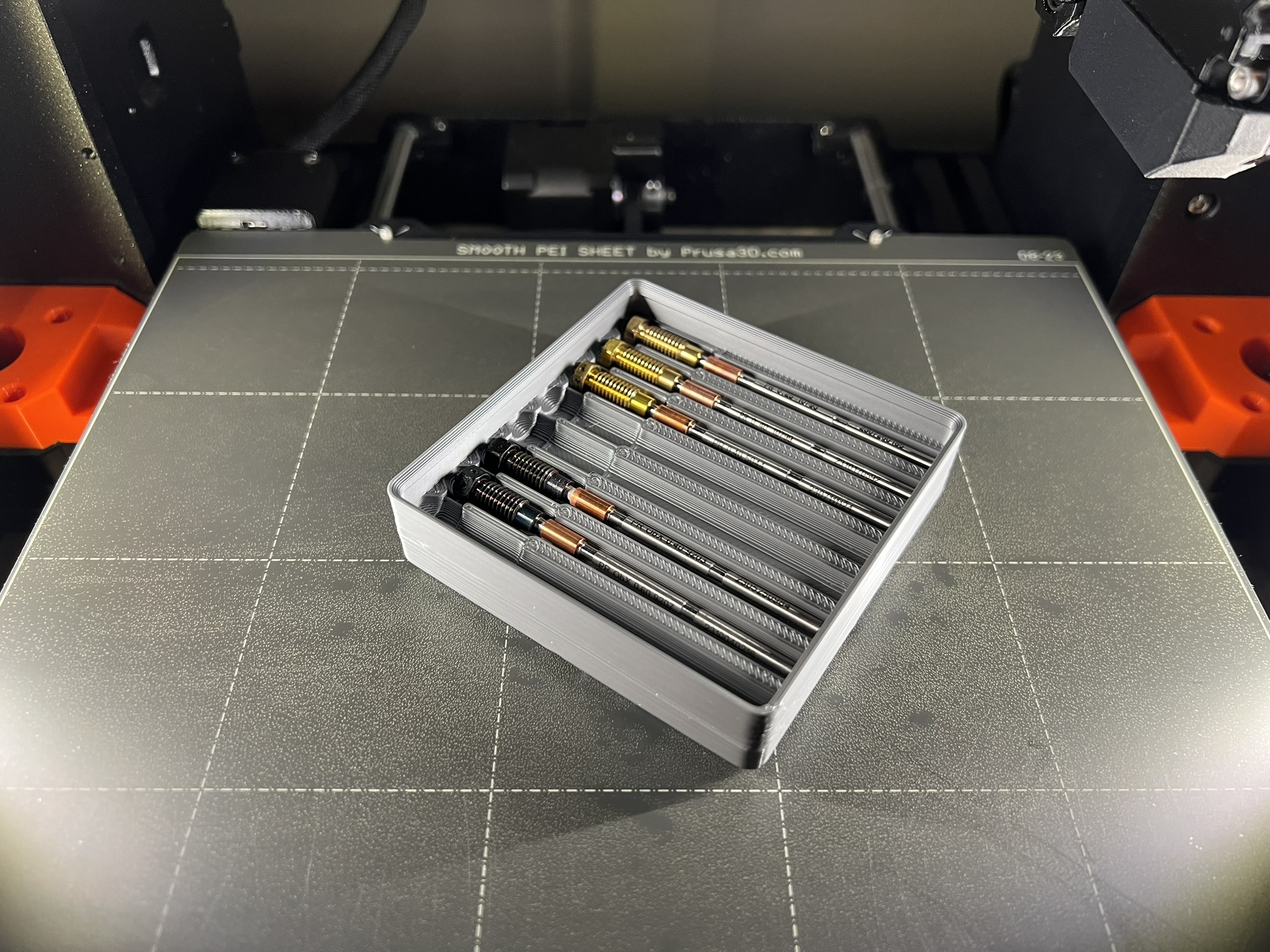 Gridfinity 2x2 Nextruder Nozzle Tray - Holds 8 Nozzles by Maykr | Download free STL model ...