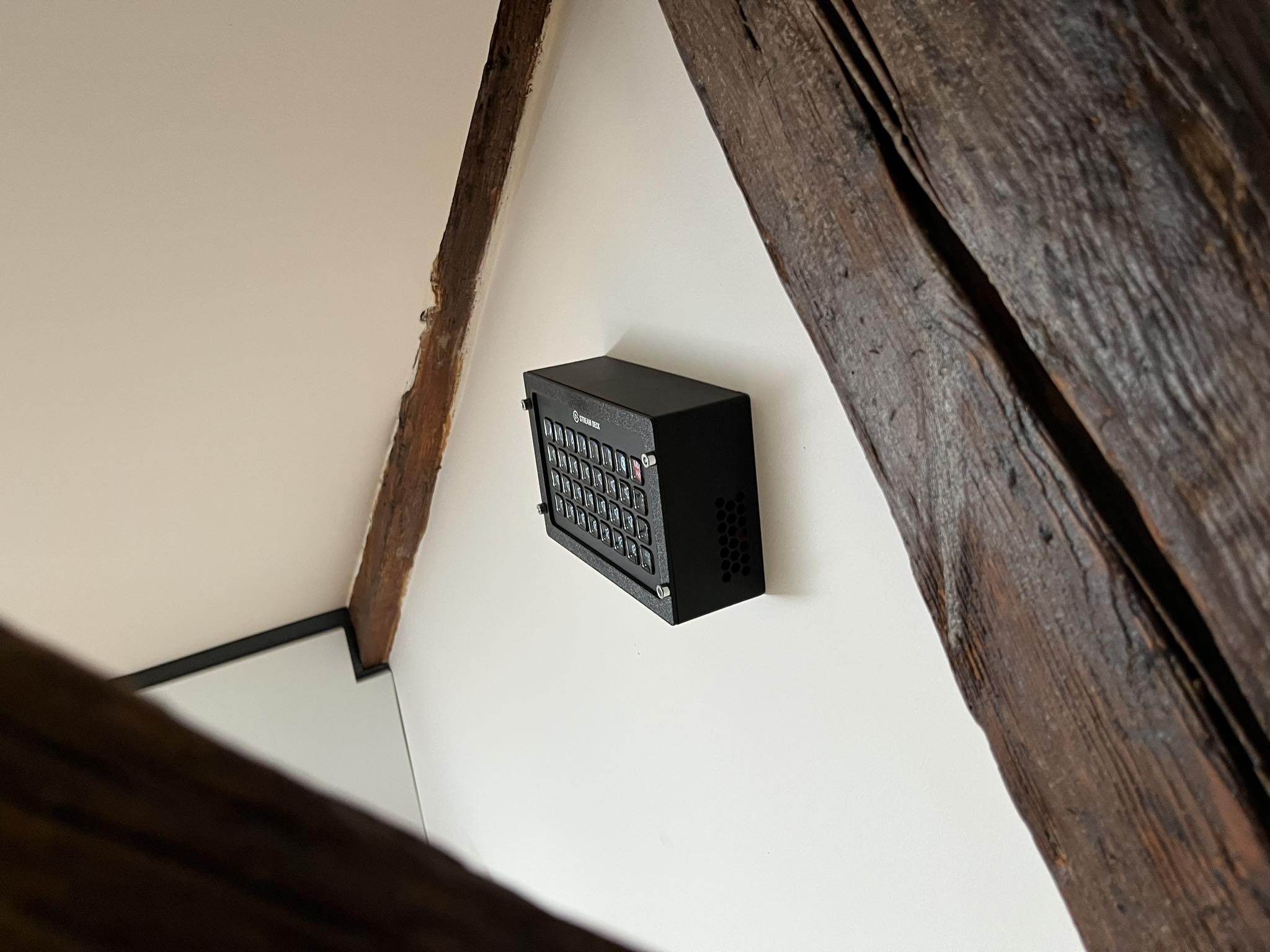 Streamdeck XL + Raspberry Pi Wall mount Enclosure by Wivry | Printables ...