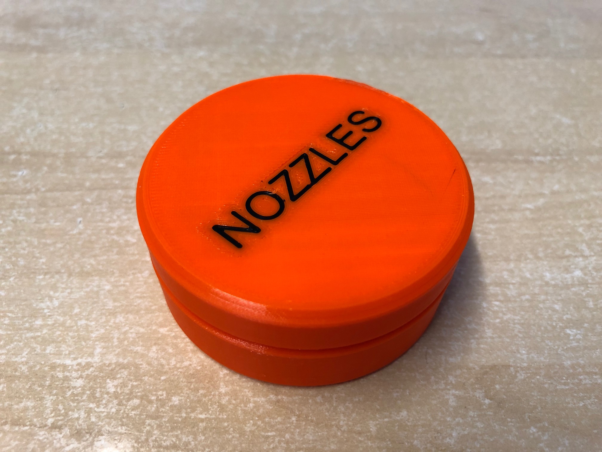 Screwtop Nozzle Container by Olef | Download free STL model ...