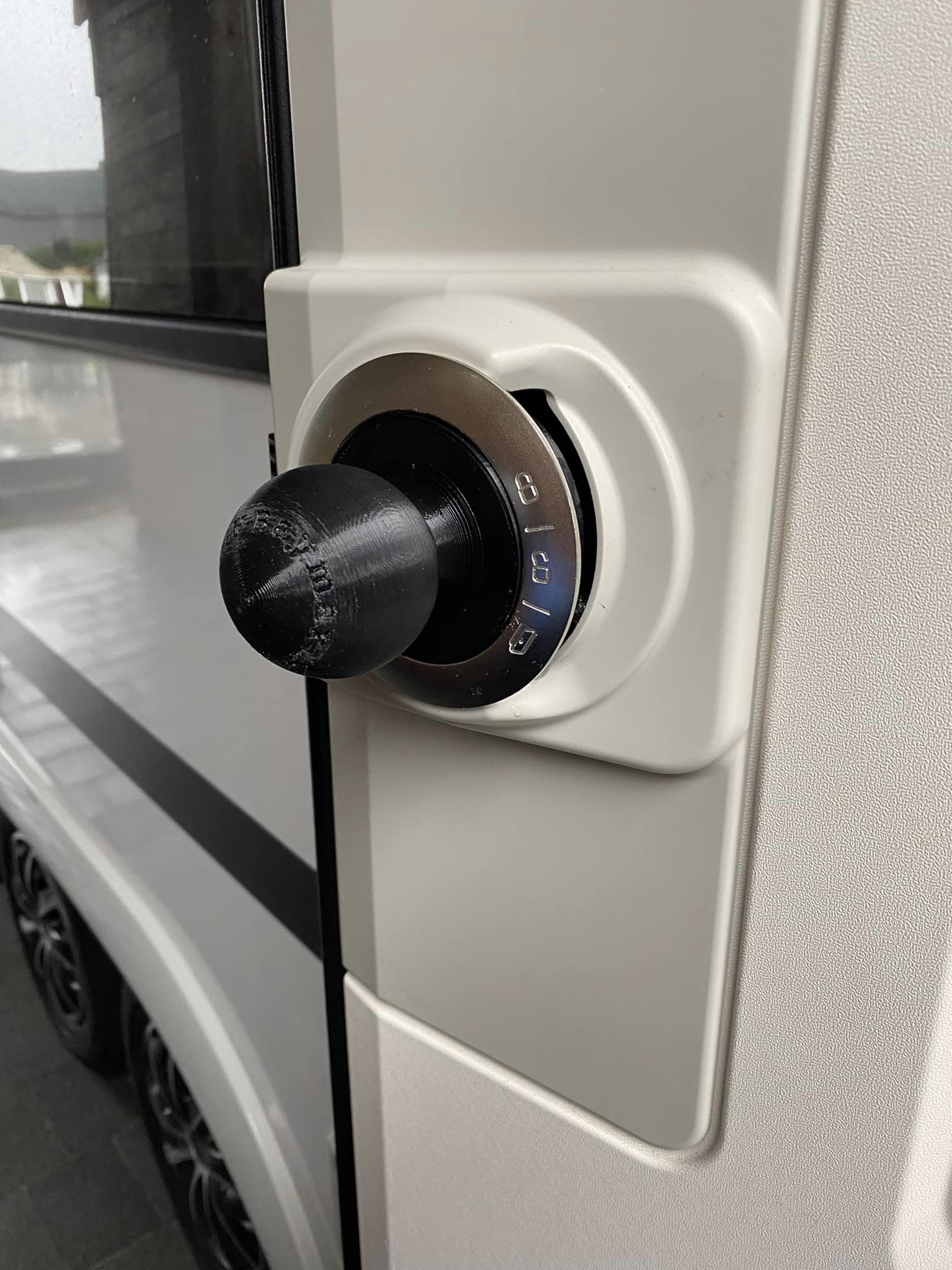Caravan Door Knob by PapaSchlumpf | Download free STL model ...