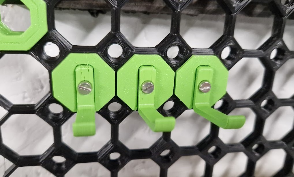 Multiboard insert for hooks by Spiritofwinter | Download free STL model ...