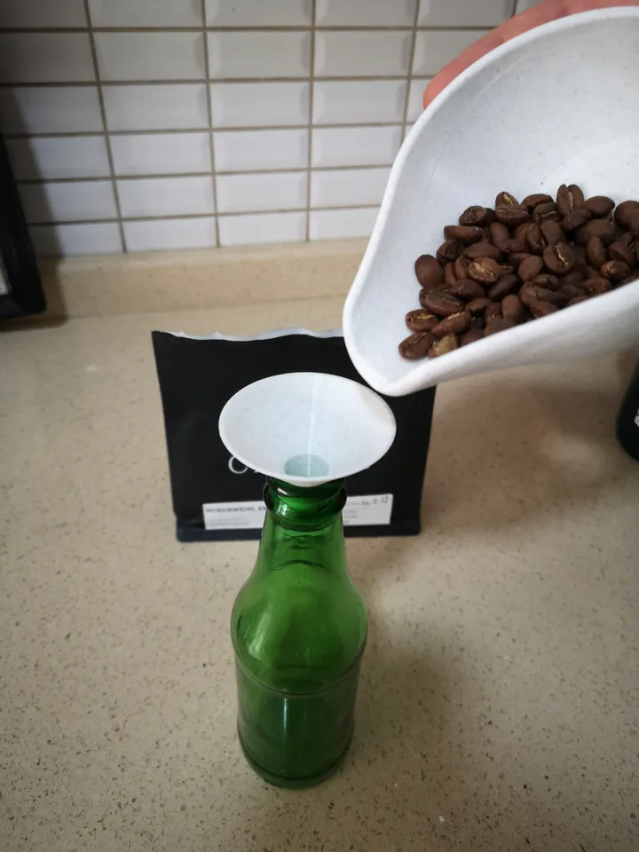 Coffee Filler Funnel by GlauTech | Download free STL model | Printables.com