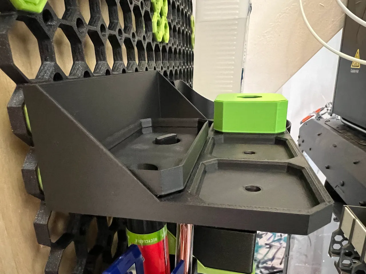 Multiboard shelves for multigrid bins by David D | Download free STL ...