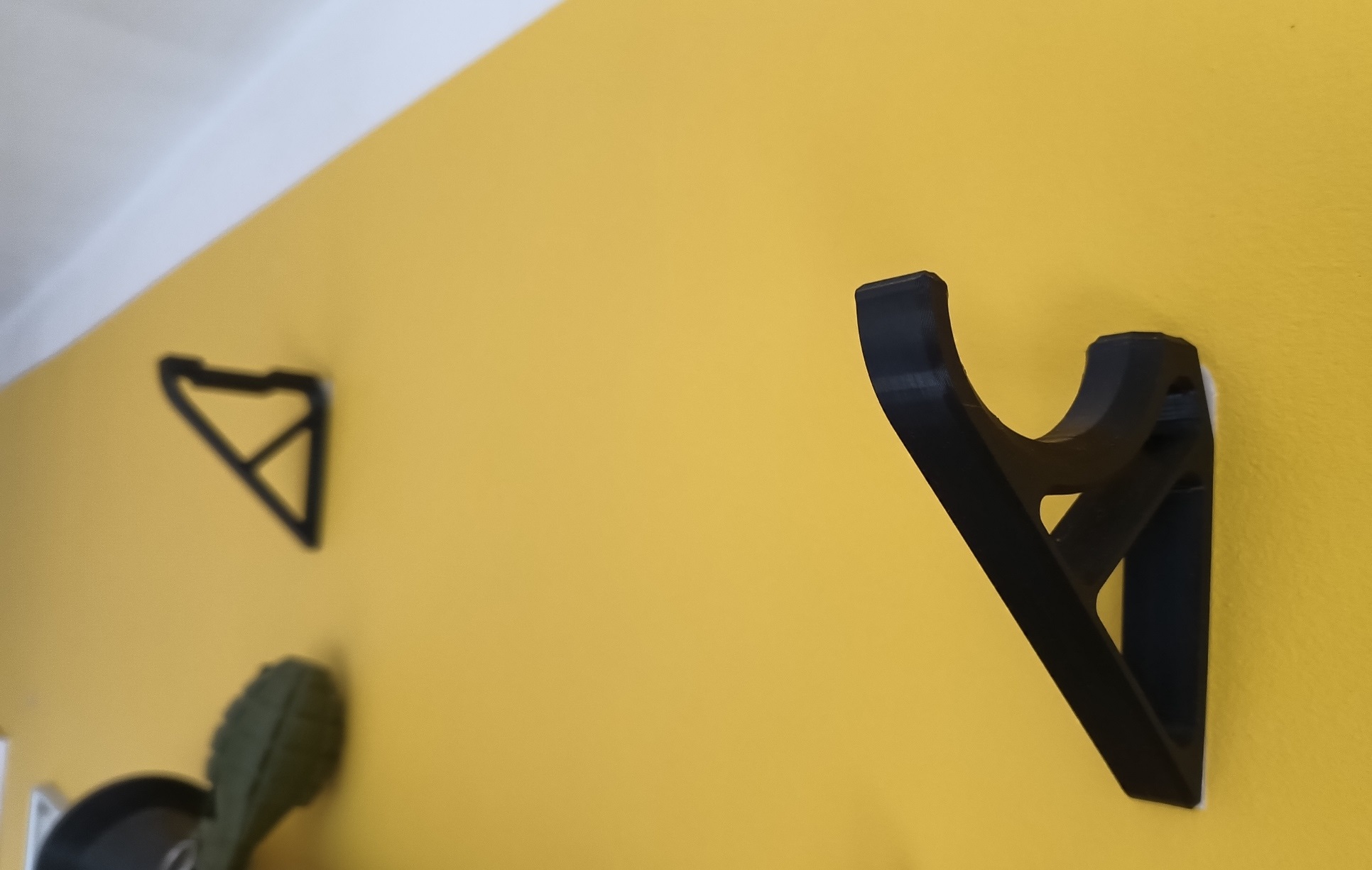 Aliens M41a Pulse Rifle wall mount by Samael | Download free STL model ...