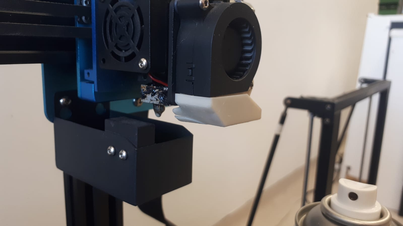 Sovol SV04 right part cooling fan duct by 3D4U | Download free STL ...