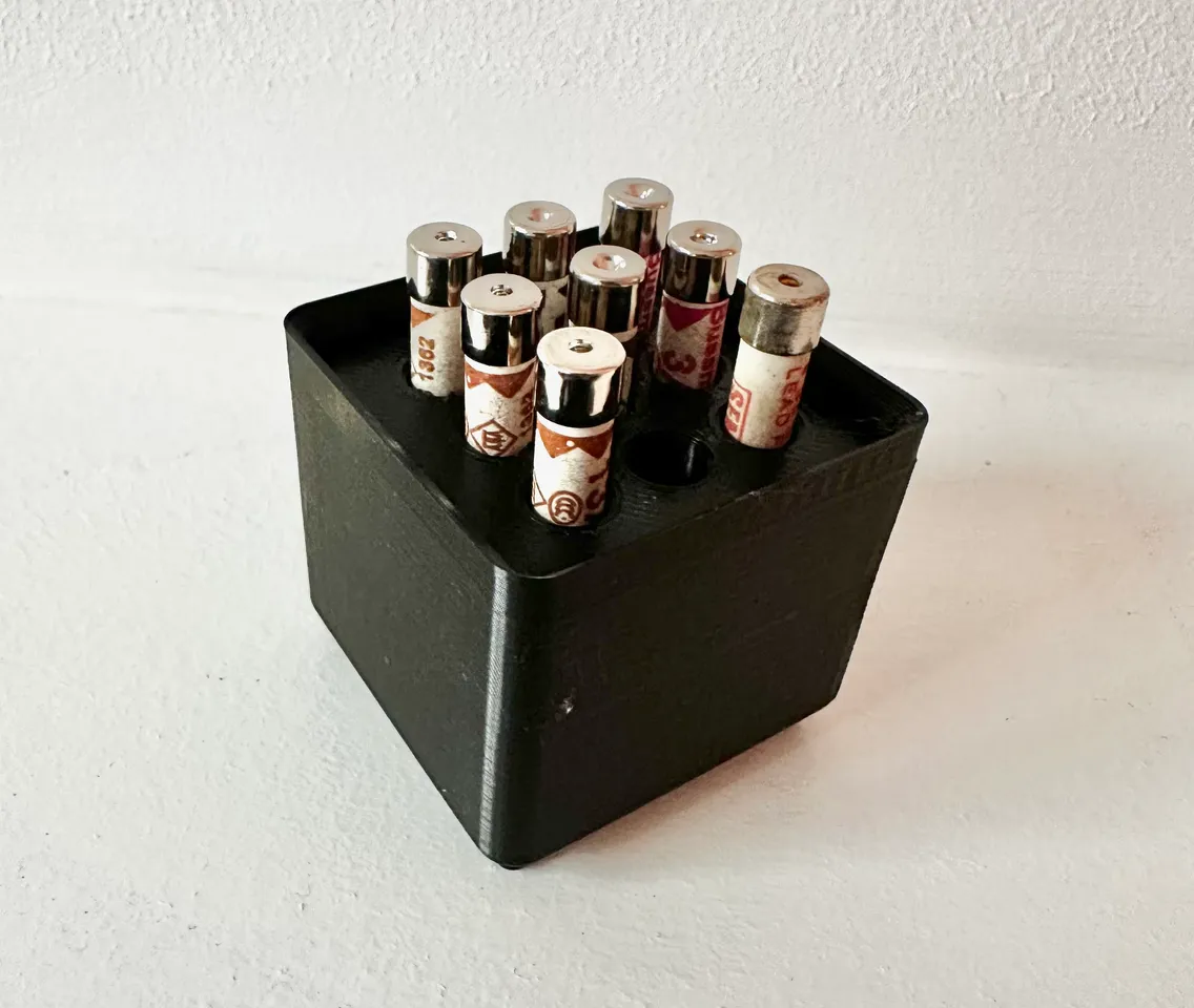 Gridfinity fuse holder by TonyW | Download free STL model | Printables.com