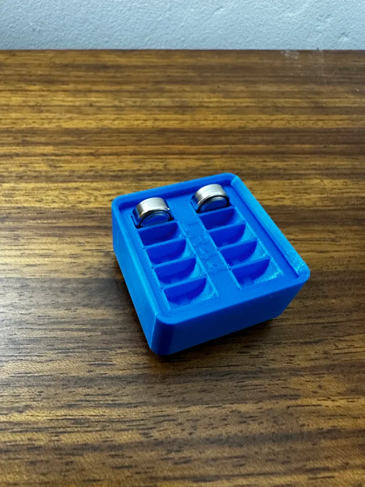 Gridfinity bin for LR44 batteries by TonyW | Download free STL model ...