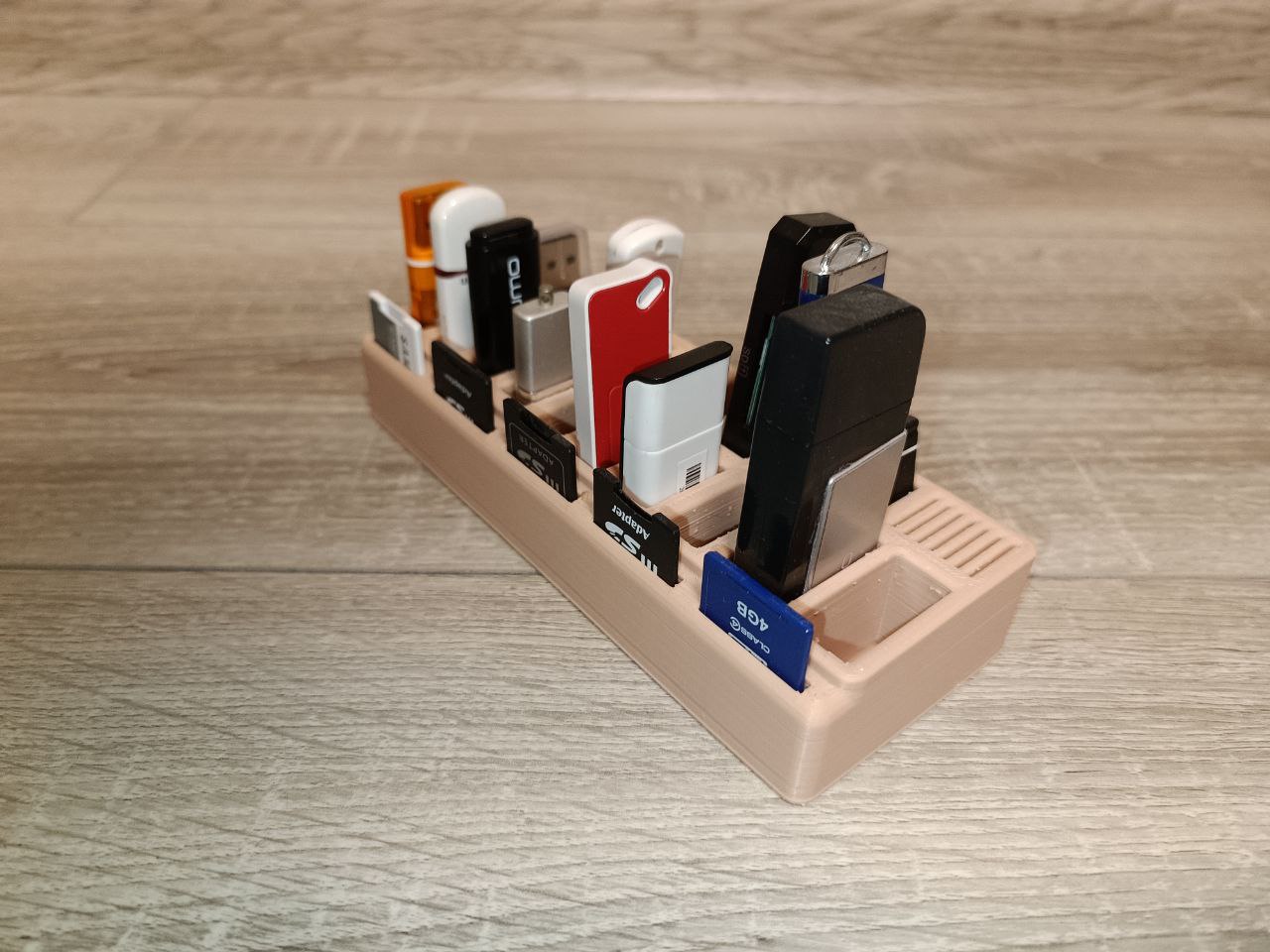 USB Storage by Pavel Gurev | Download free STL model | Printables.com
