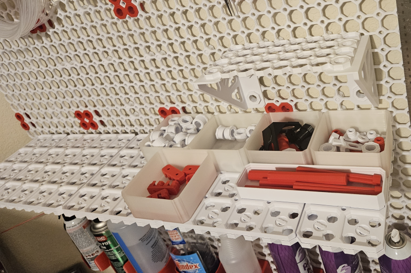 Shelf Brackets for Multiboard Storage System par Nerlin | Téléchargez ...