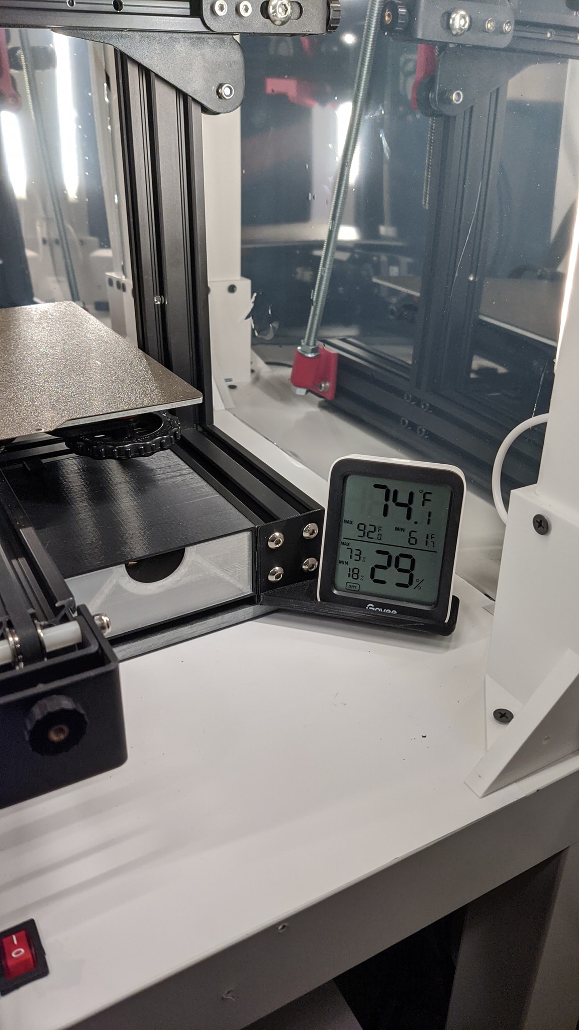 4040 Govee H5075 Thermometer Mount by leonnosyt | Download free STL ...