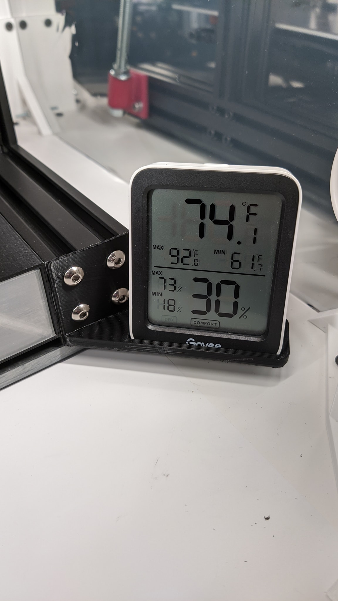 4040 Govee H5075 Thermometer Mount by leonnosyt | Download free STL ...