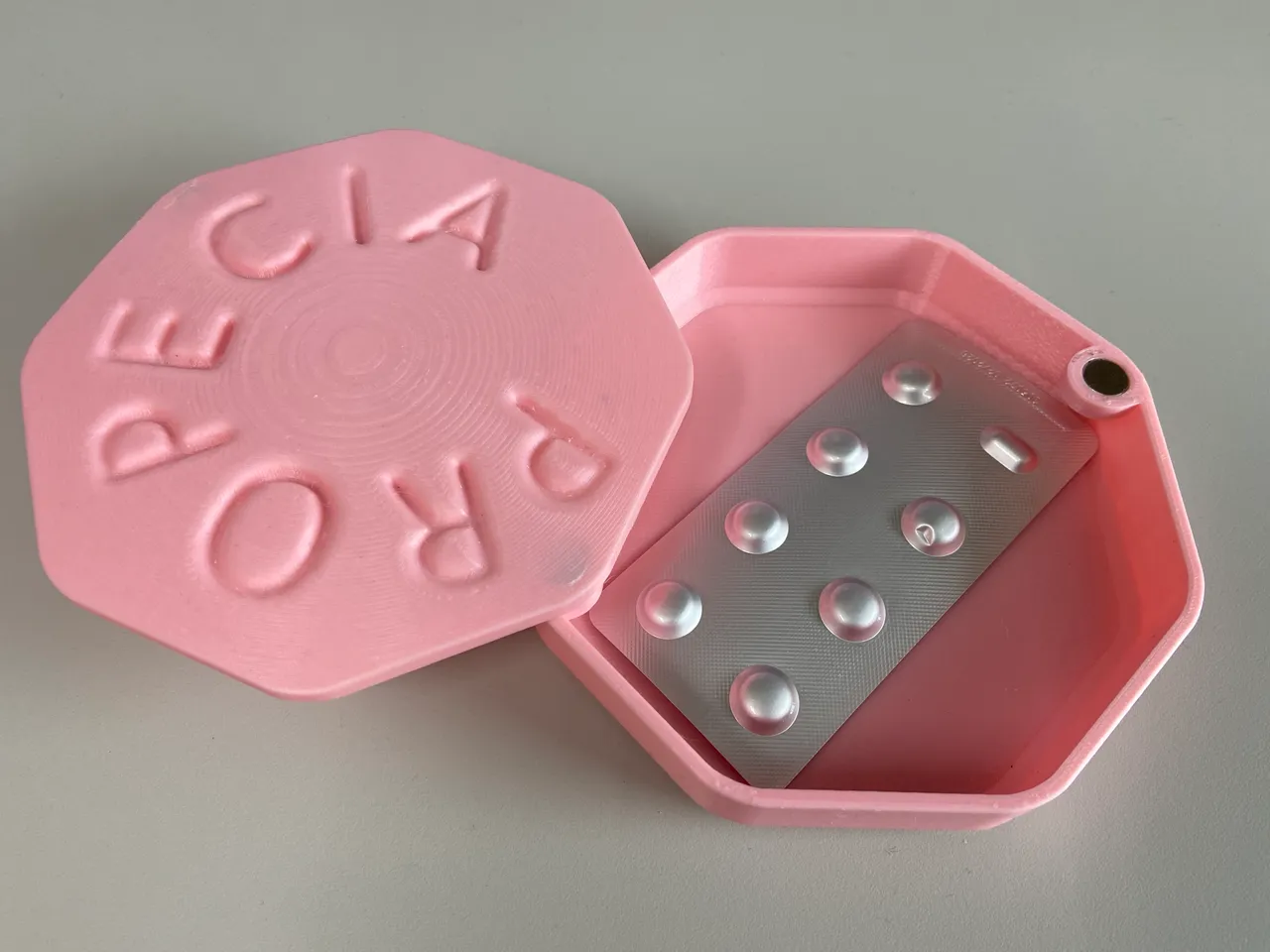 Propecia Pill Box by Rhylo Night | Download free STL model | Printables.com