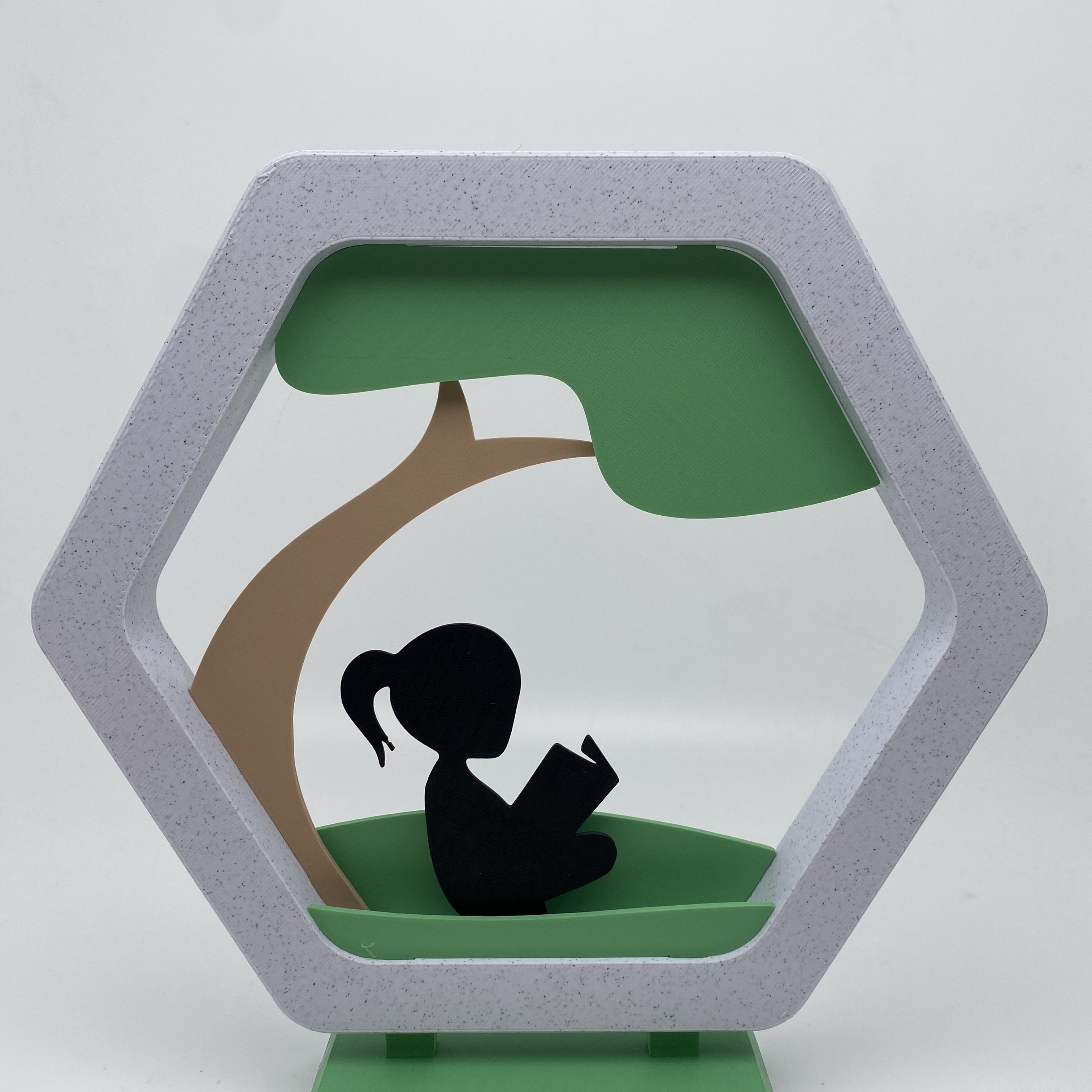 Reading frame under a tree by Xav83 | Download free STL model ...