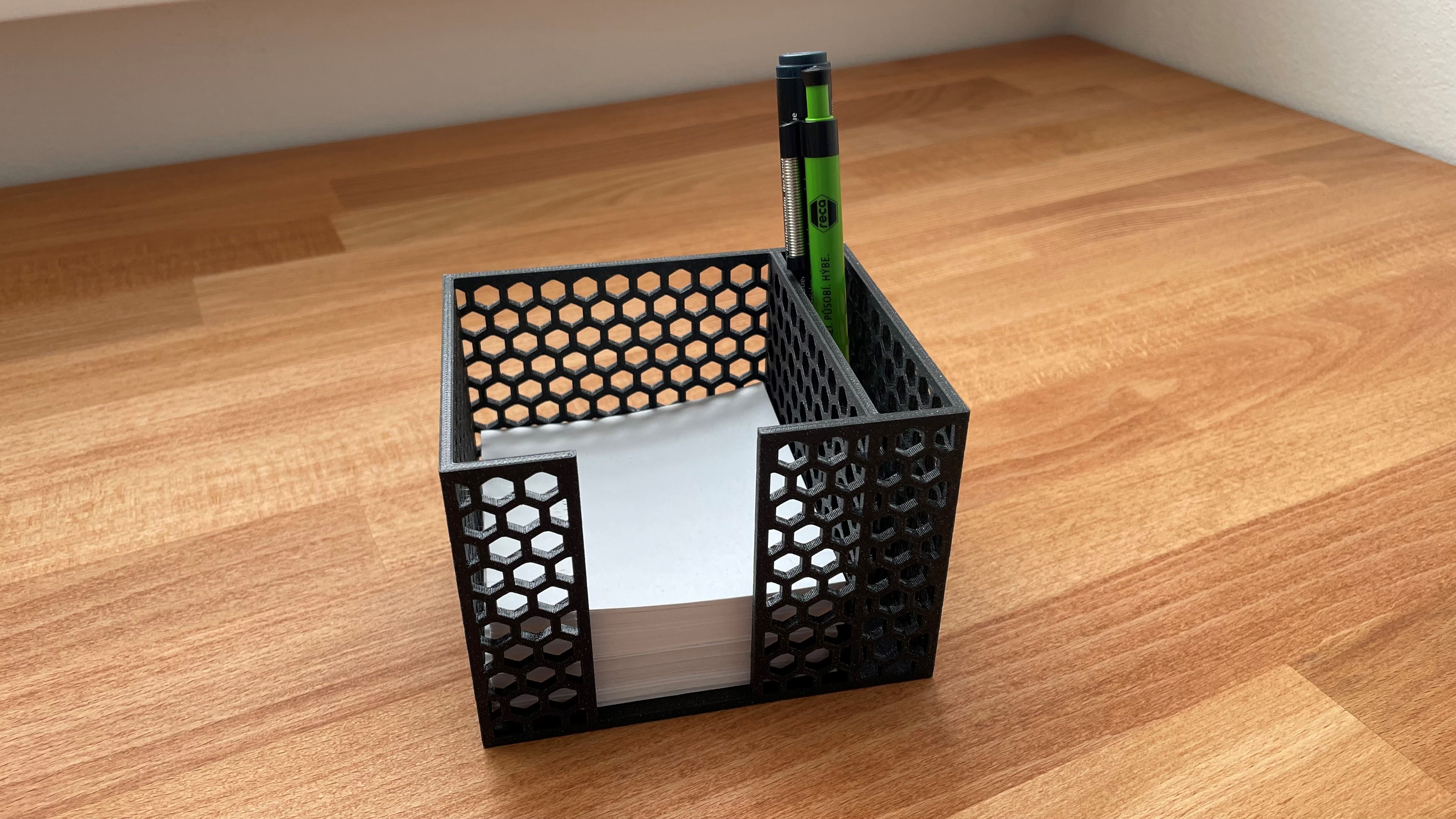 note block stand with pen compartment by ArgiCZ | Download free STL ...