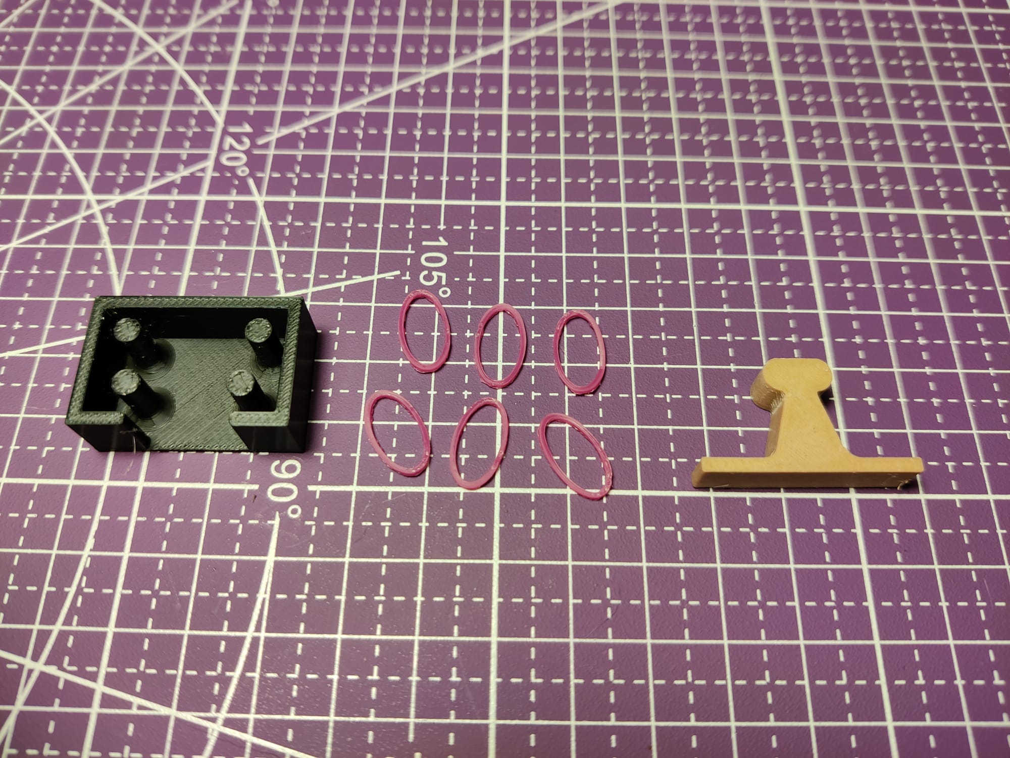 Spring pin lock by Santacrab | Download free STL model | Printables.com