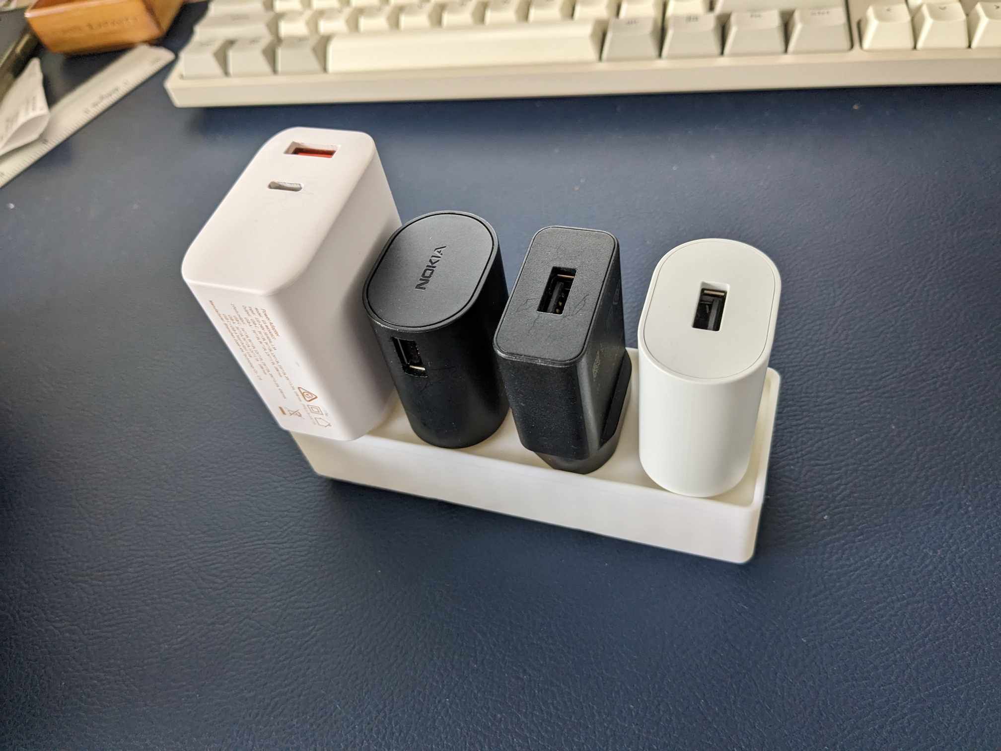 Gridfinity USB AU Wall Chargers Bin by Andrew Thai | Download free STL ...