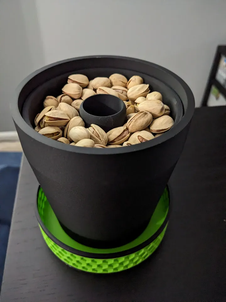 Pistachio Shell Bowl with Lid by _donkey-brains_ | Download free STL ...