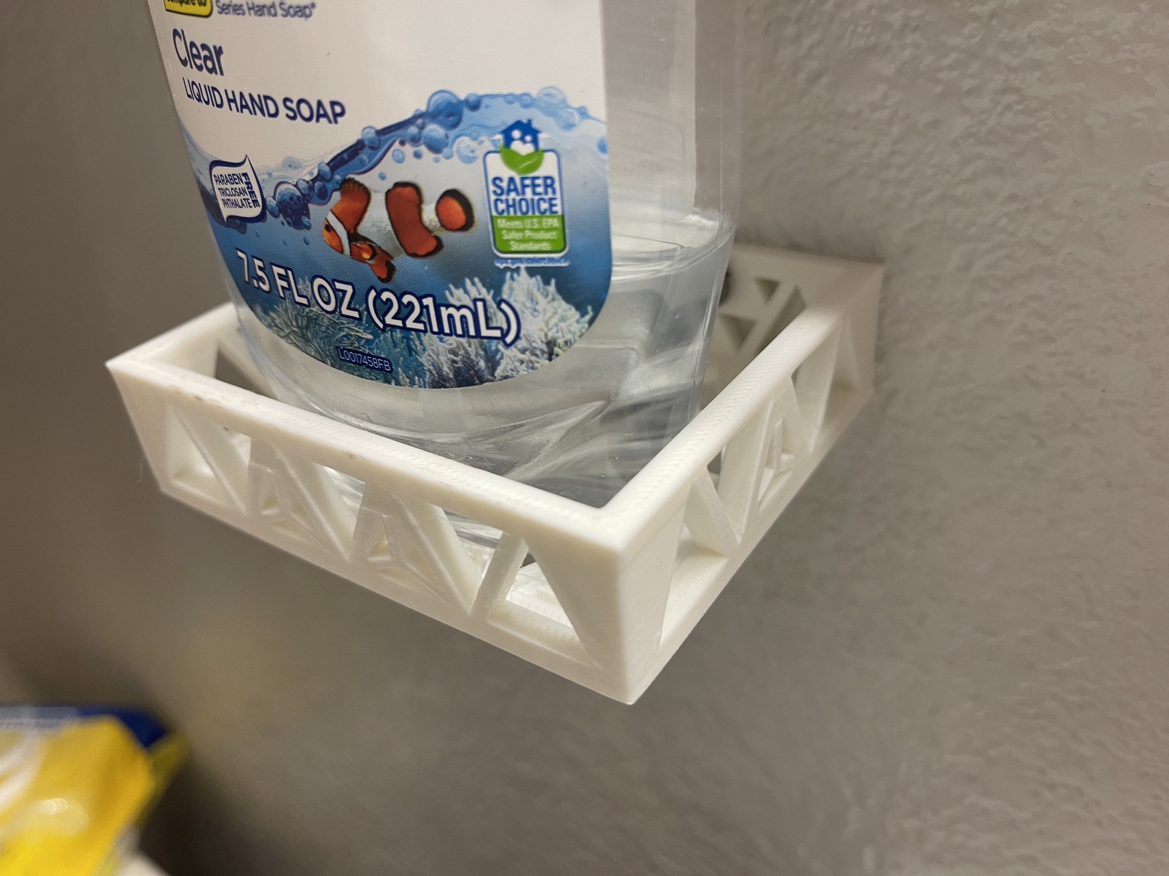 Triangle Themed Soap Dish by ArticulatingSplinter | Download free STL ...