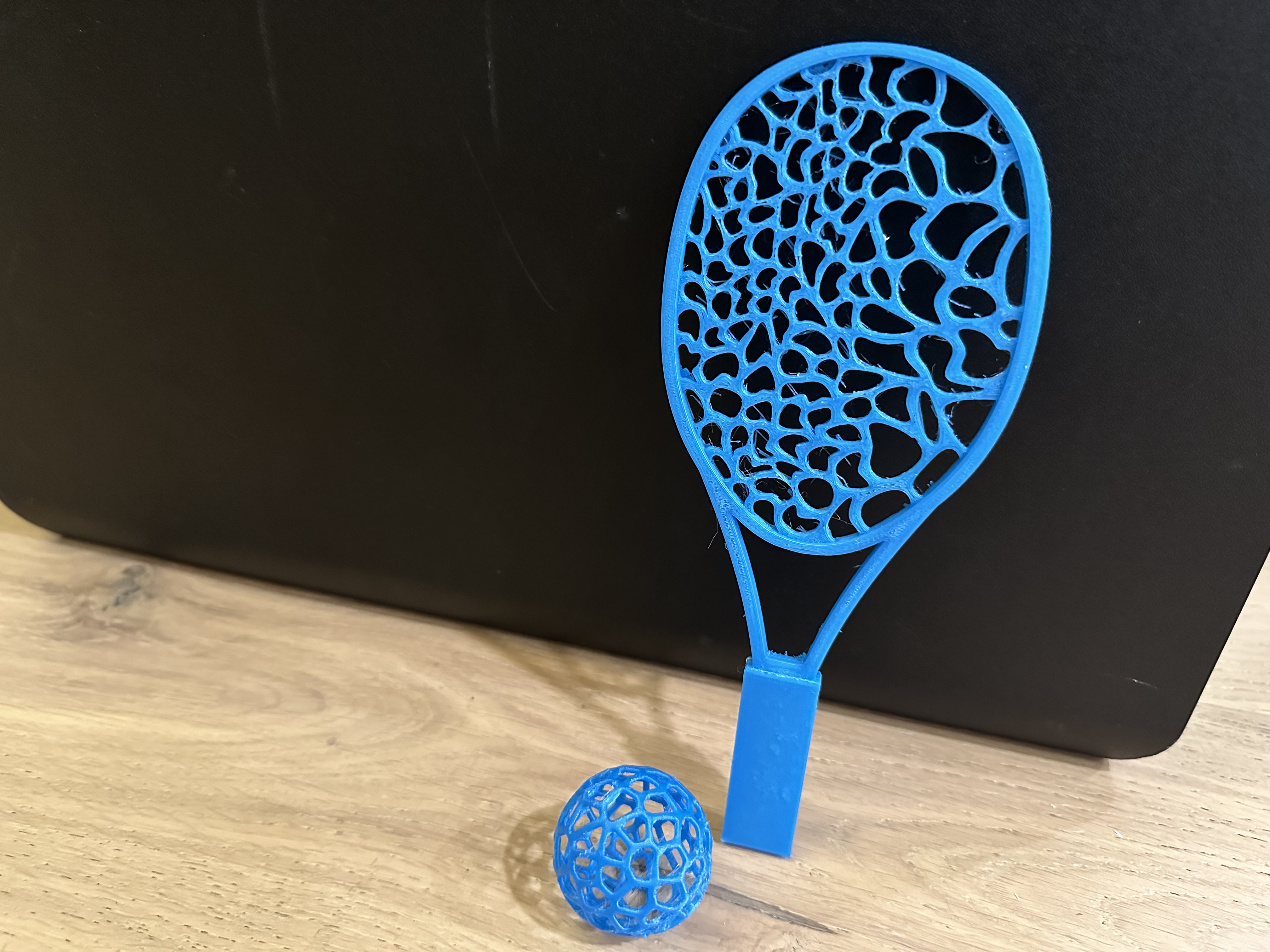 Voronoi Miniature Tennis Racquet (Game) by HotdogginDesigns | Download ...