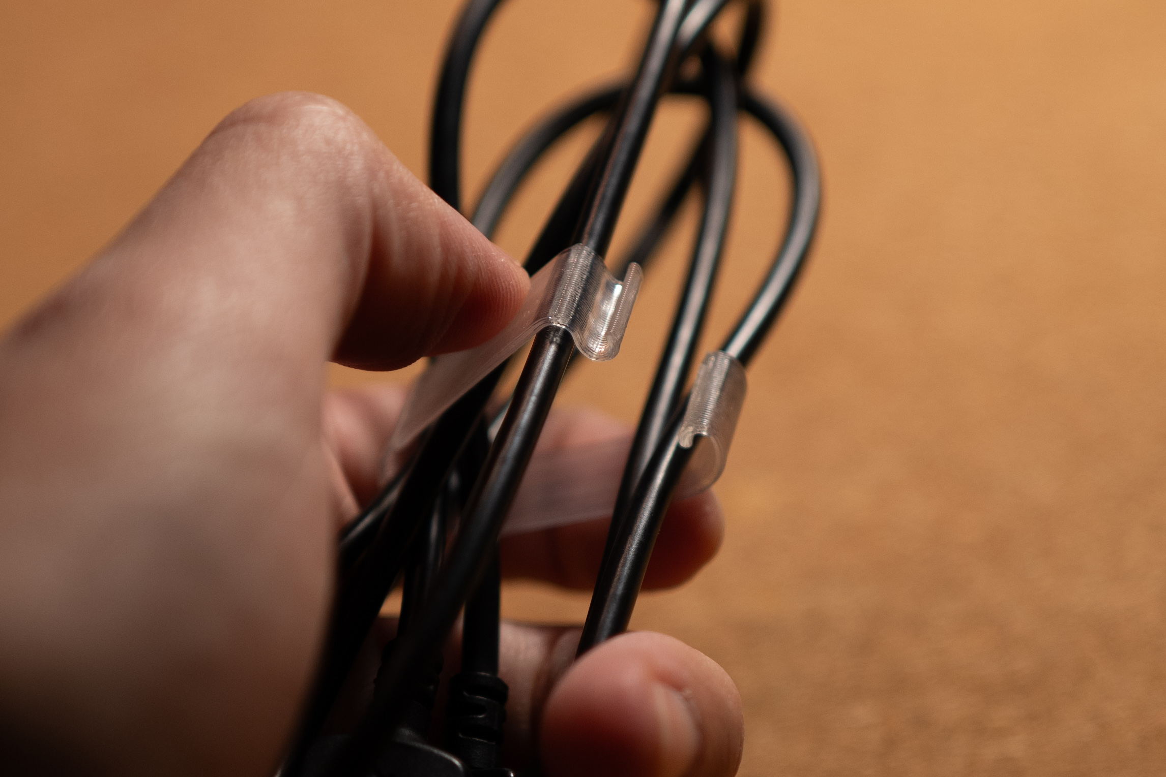 Cable Clip - single hand, press to lock by govizlora | Download free ...