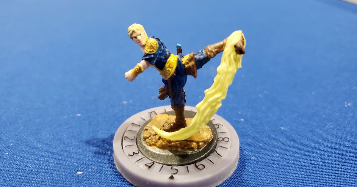 A Spinny for Your Mini (Dial Tracker Miniature Base) by ZeGerkin ...