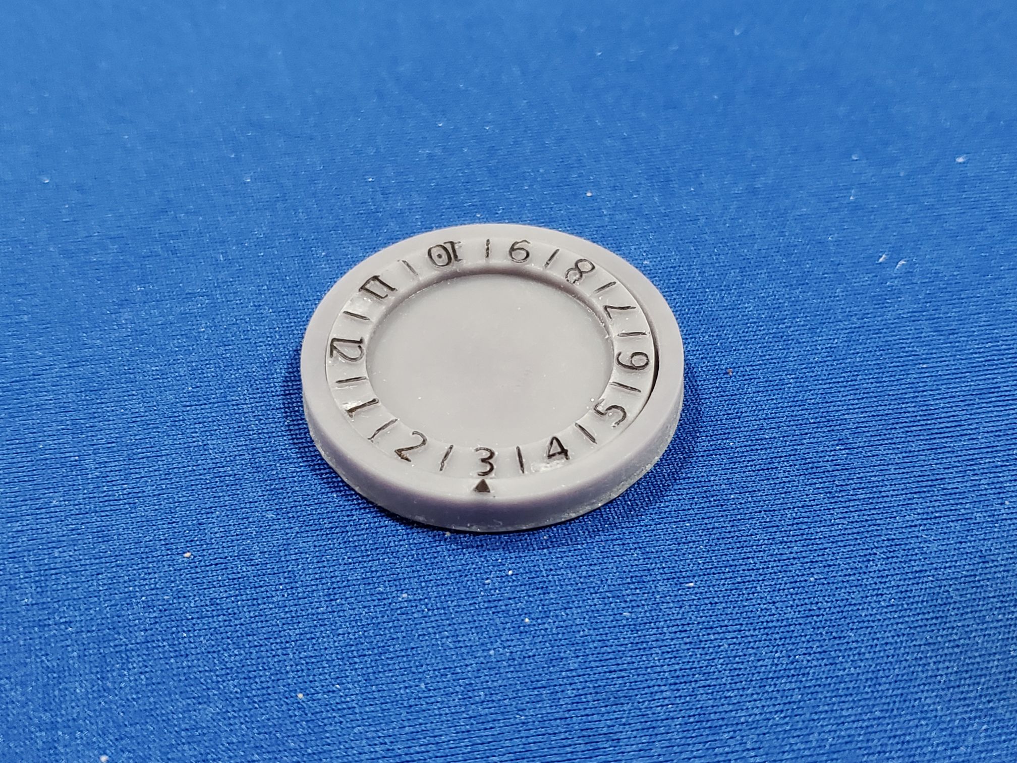 A Spinny for Your Mini (Dial Tracker Miniature Base) by ZeGerkin ...