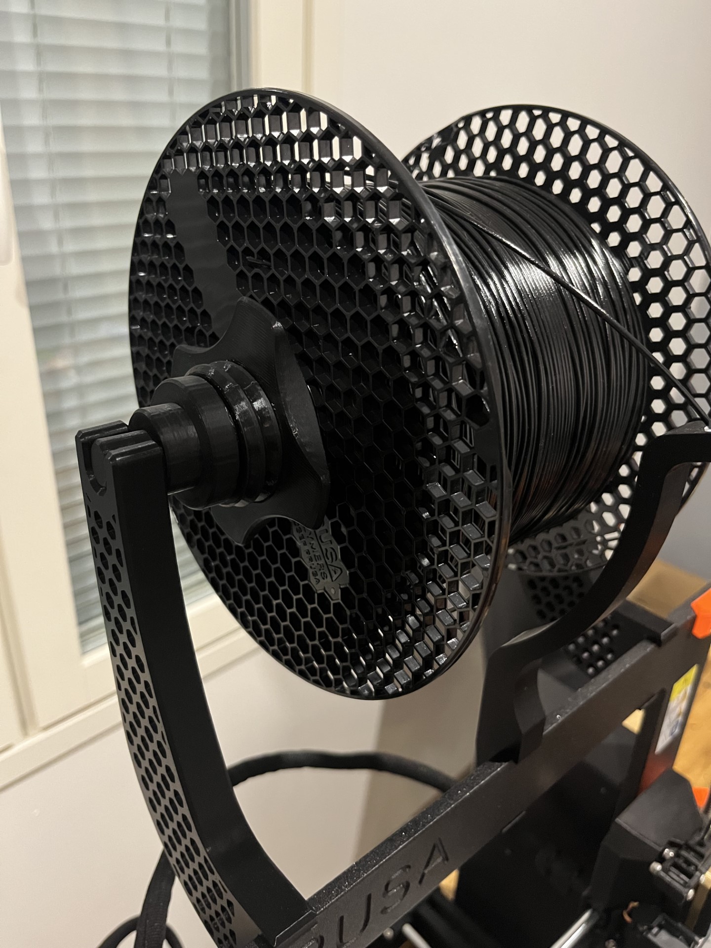 Spool axle to 2kg spool 165mm by Axell | Download free STL model ...