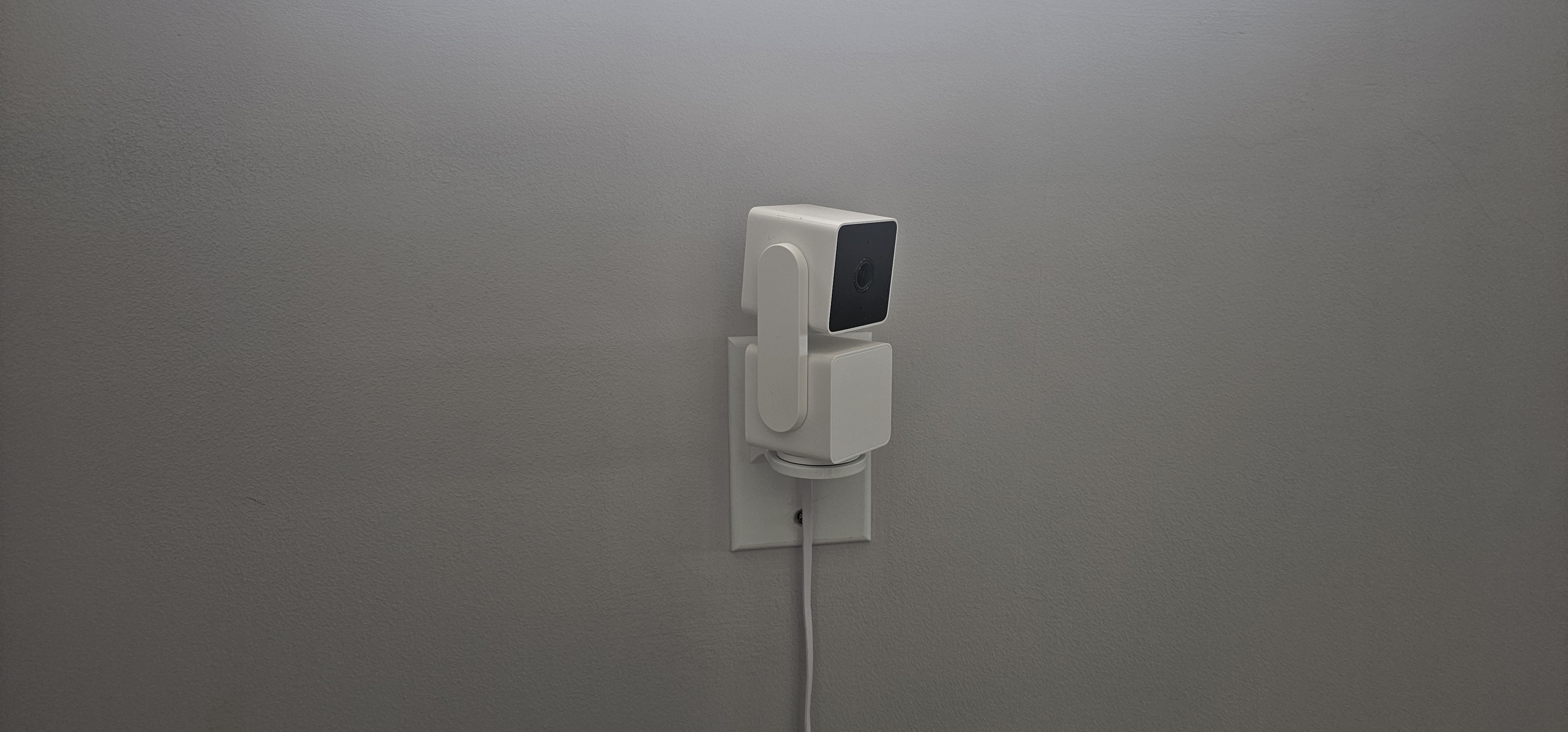 Wyze camera mount for wall socket by Ward | Download free STL model ...