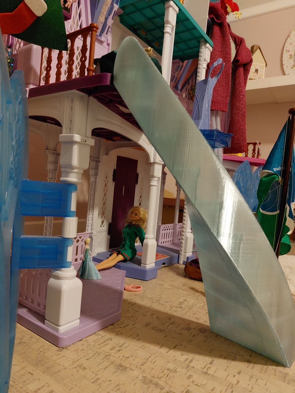 Anna & Elsa Castle stairs for Disney hasbro toy by Marcus Buschbeck ...