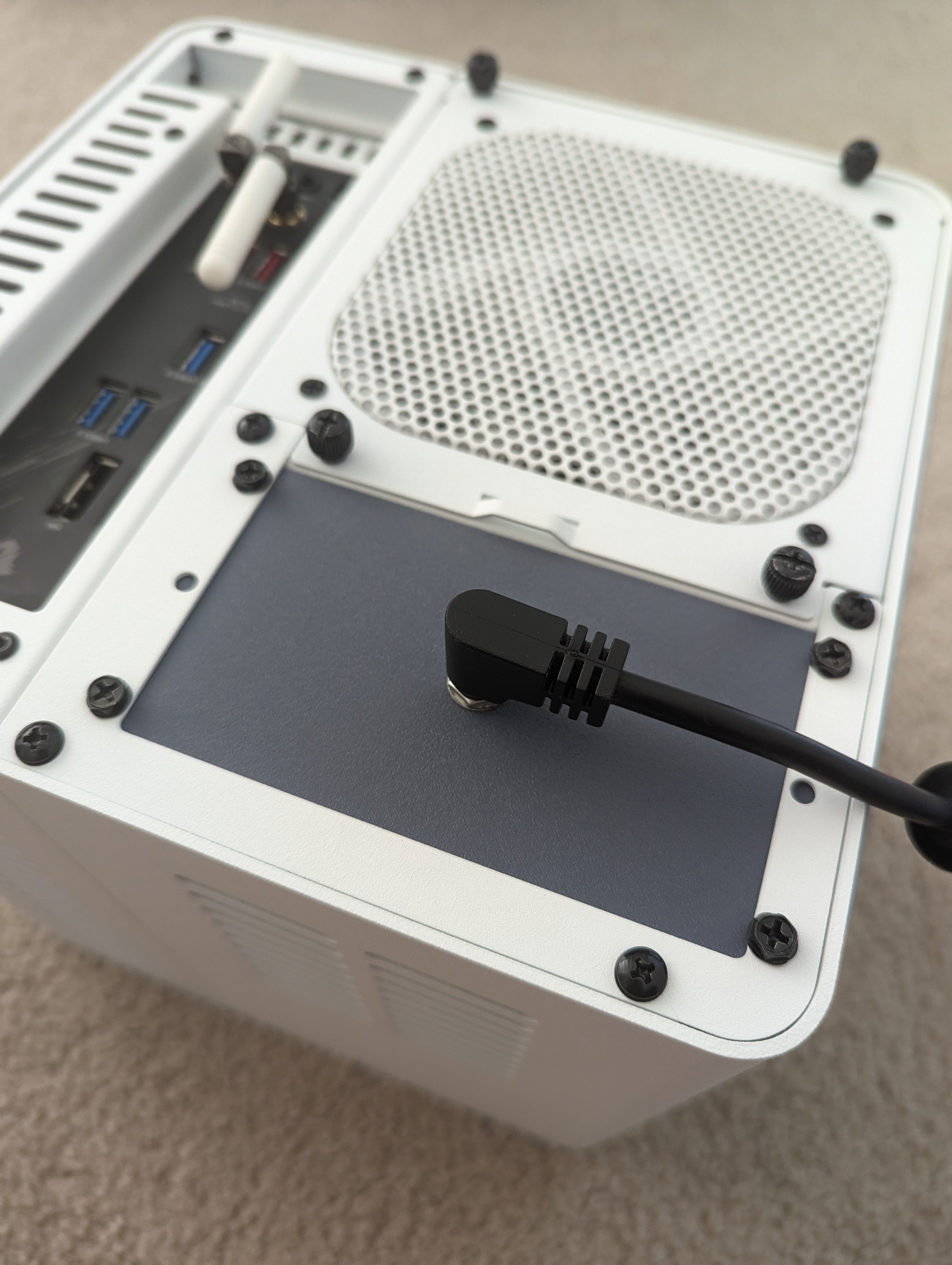 SFX PSU backplate to Nano PSU adapter by Josh | Download free STL model ...