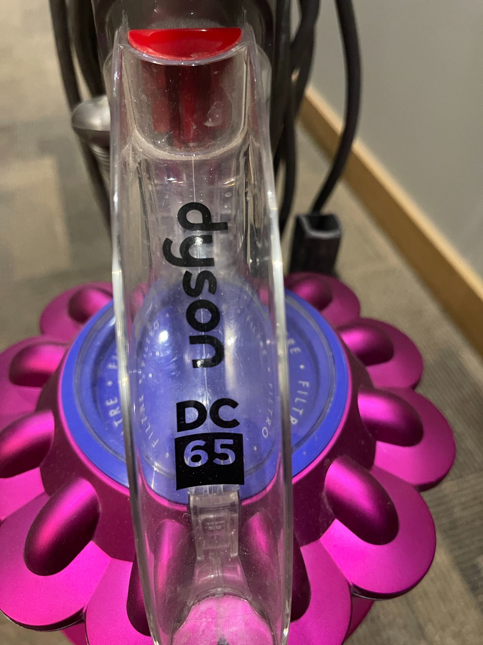 Dyson Vacuum DC65 Top Cord Holder by Tony Virelli | Download free STL ...