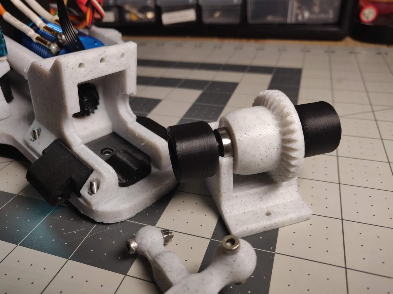 RC Car drive train by RacingRosso | Download free STL model ...