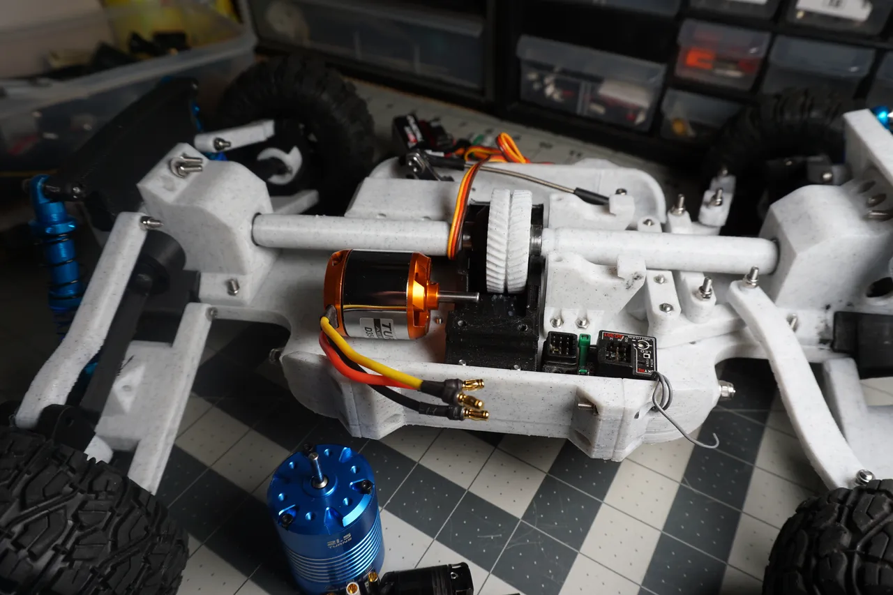 RC Car drive train by RacingRosso | Download free STL model ...