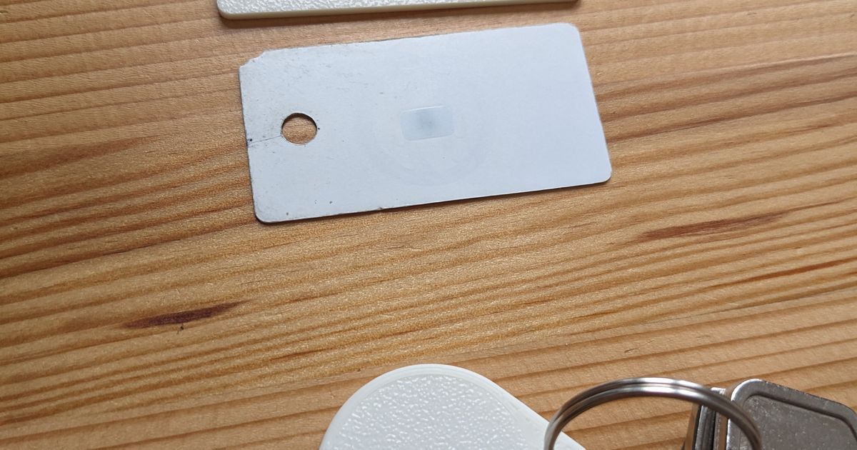 RFID key-fob case DIY by tearandfix | Download free STL model ...
