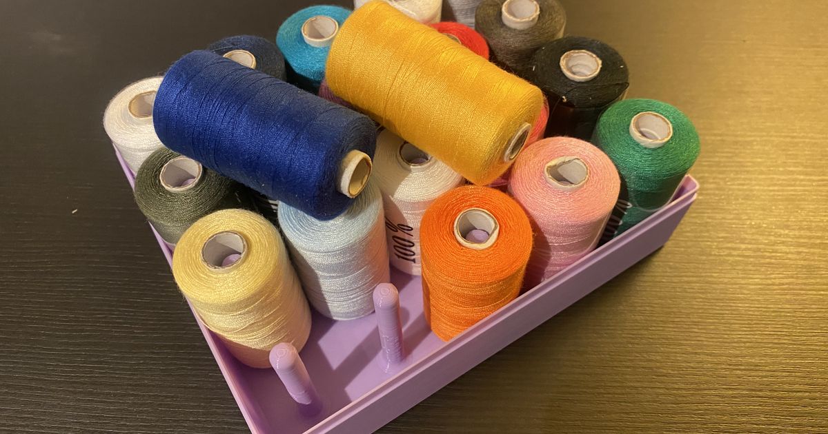 Sewing Thread Box for 20 large threads (500m) by ByteDeluxe | Download ...
