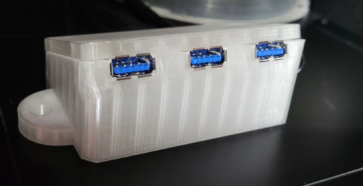 USB Desktop Stand - Male Female extender cable case by schtiewie ...