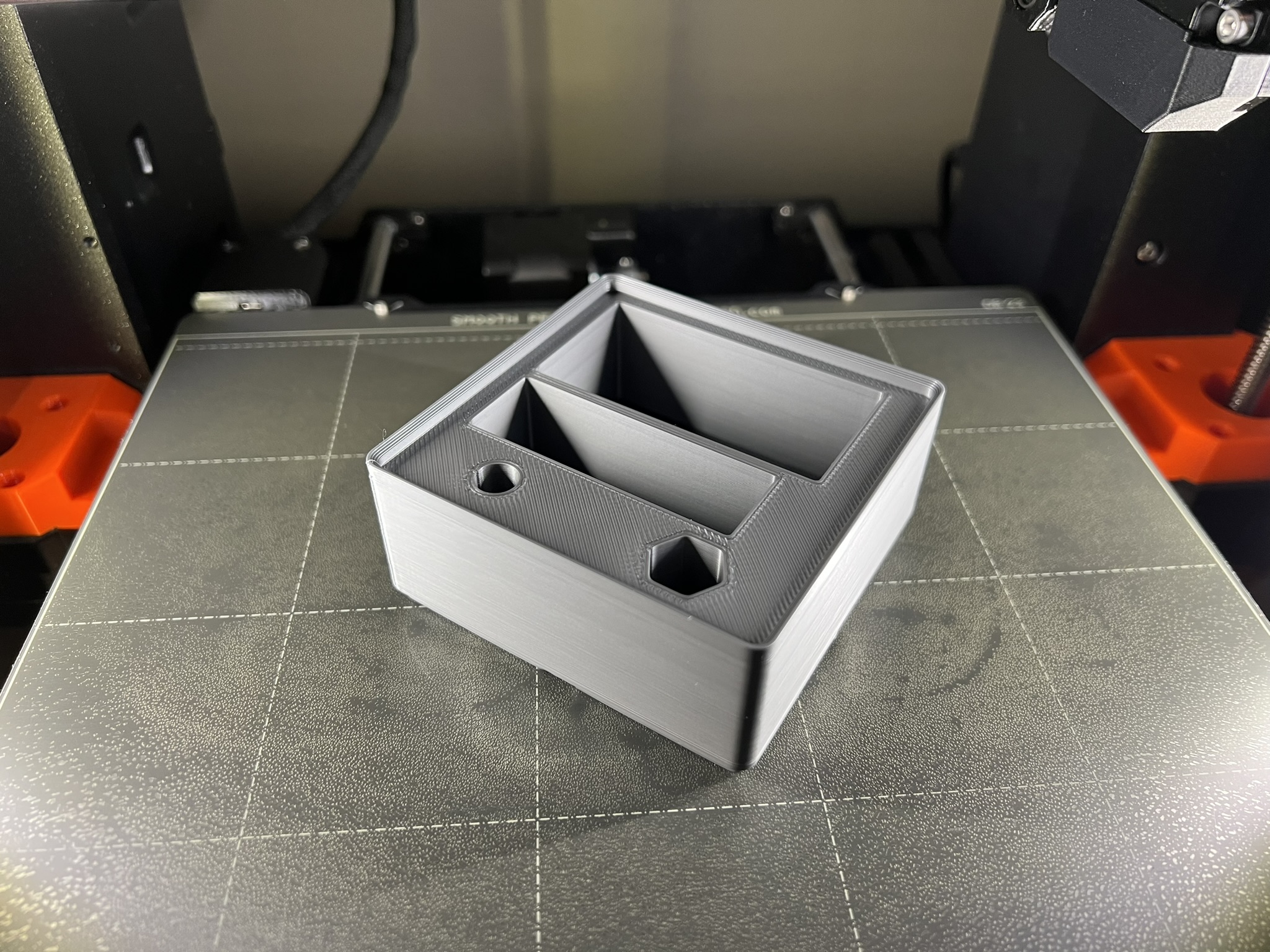 Gridfinity 2x2 Vertical Deburring Tool & Exacto Holder by Maykr | Download free STL model ...