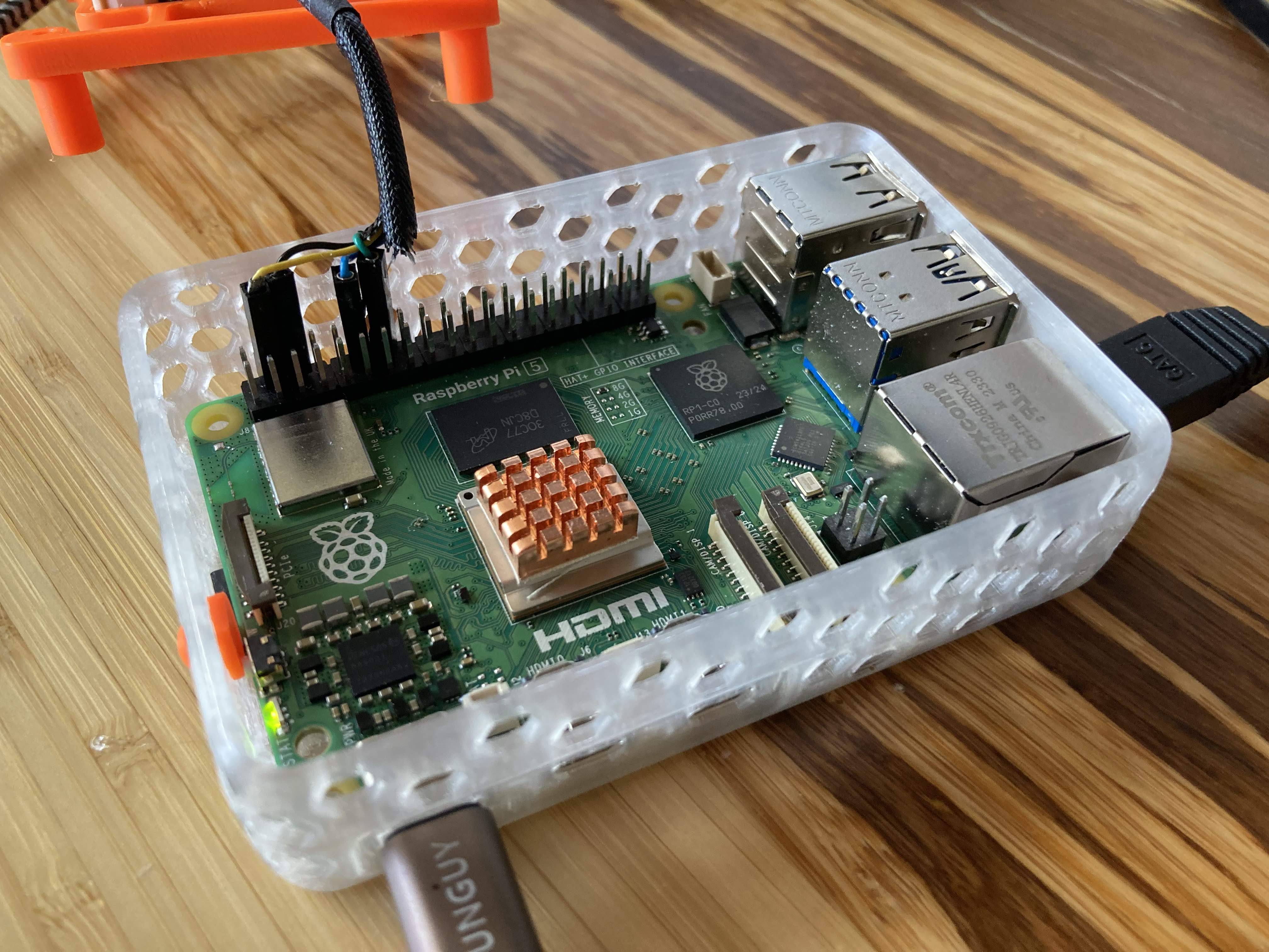 HexCase Simple for RPi 5 and Noctua Fan 40mmx10mm by Carter | Download ...