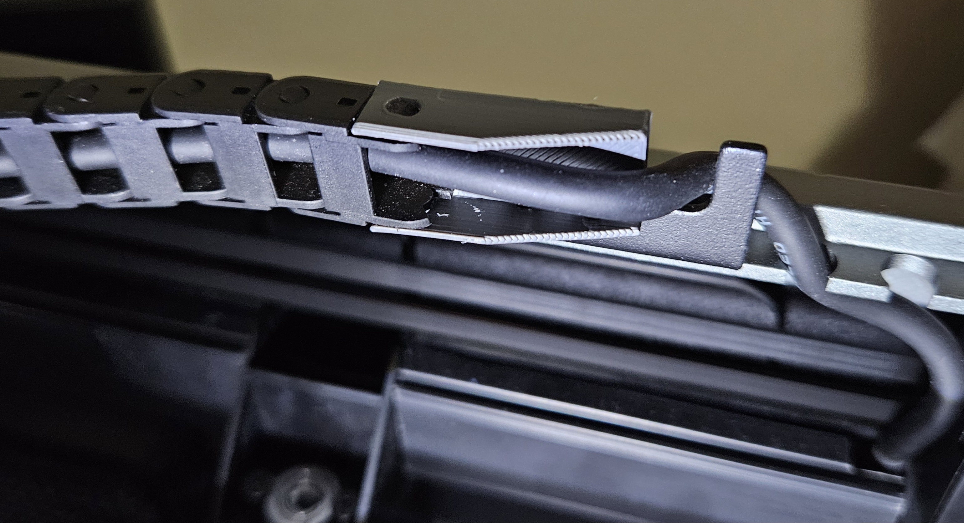 Creality K1 Chain End Riser by PieterV3D | Download free STL model ...