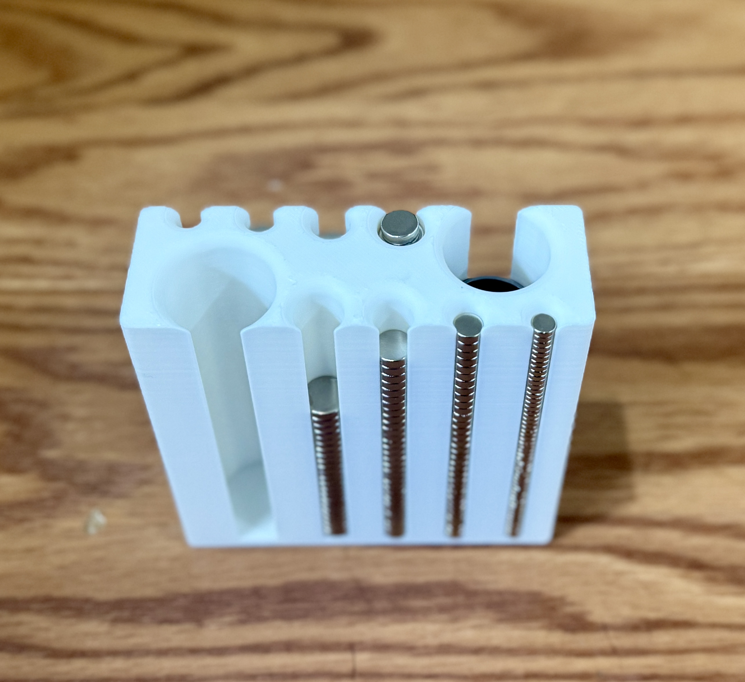 Basic Magnet and Bearing Holder by gopher | Download free STL model ...