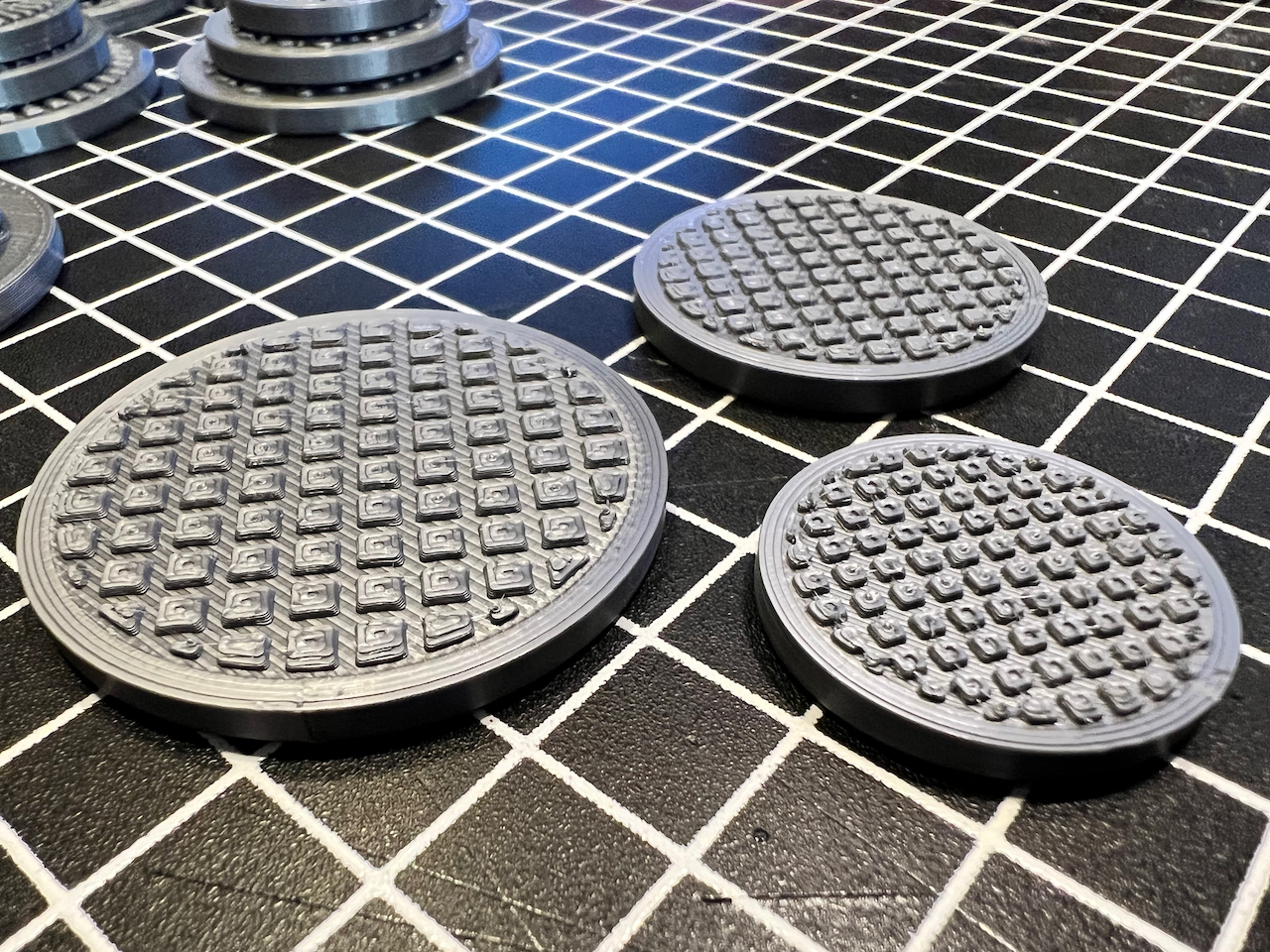 Miniature Bases Grid Pattern by RobertusMaximus | Download free STL ...