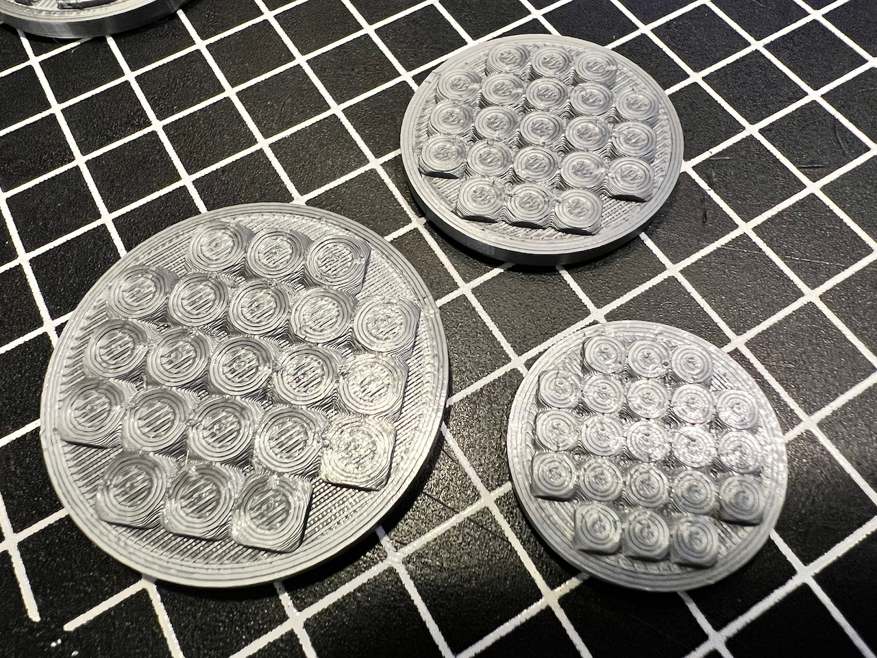Miniature Bases Dice Pattern by RobertusMaximus | Download free STL ...