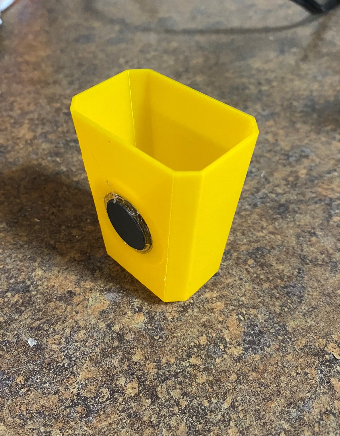 Whiteboard Marker Cup by AlbertM | Download free STL model | Printables.com