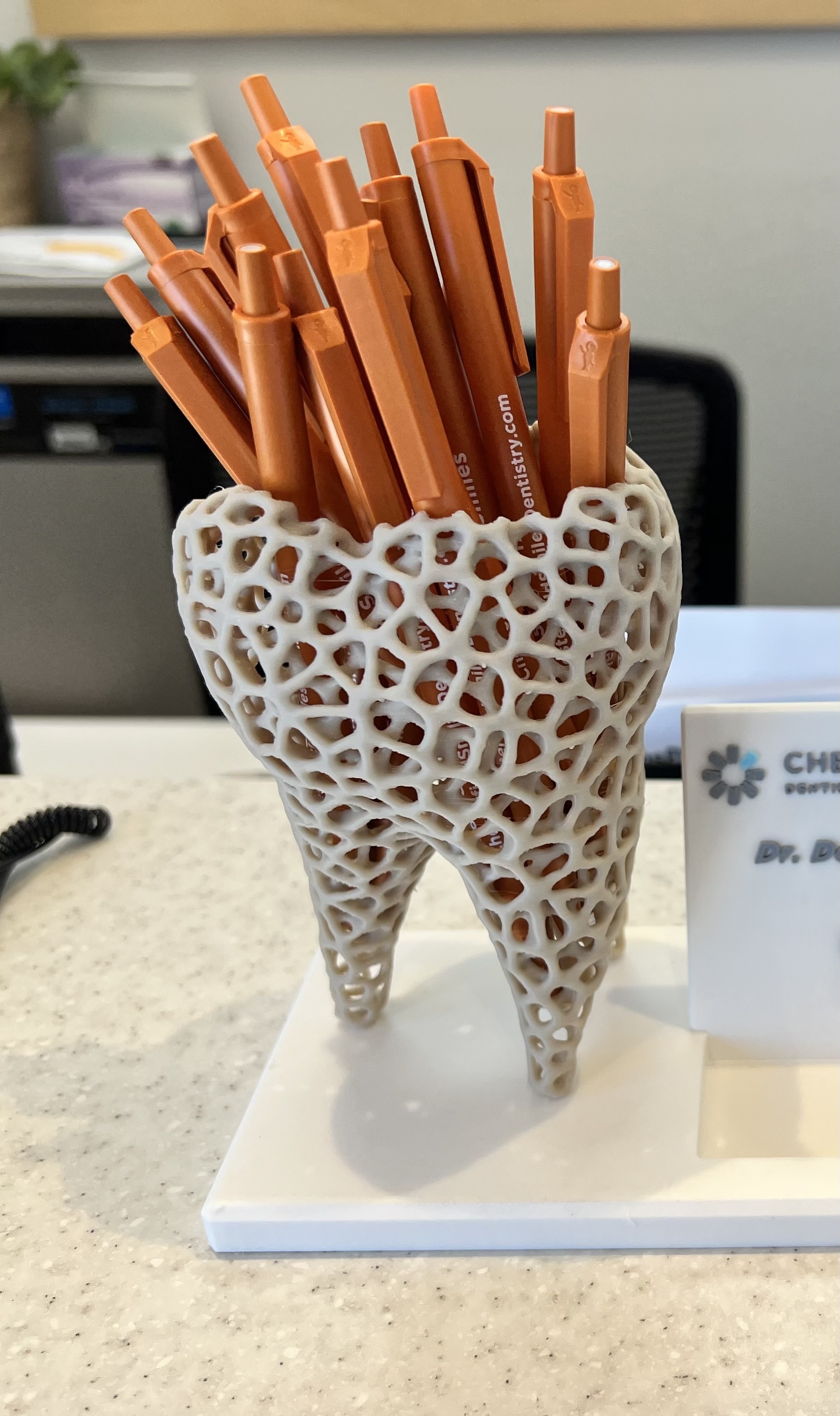 Voronoi Tooth Pen Holder por Devon Pucel | Descargar modelo STL ...