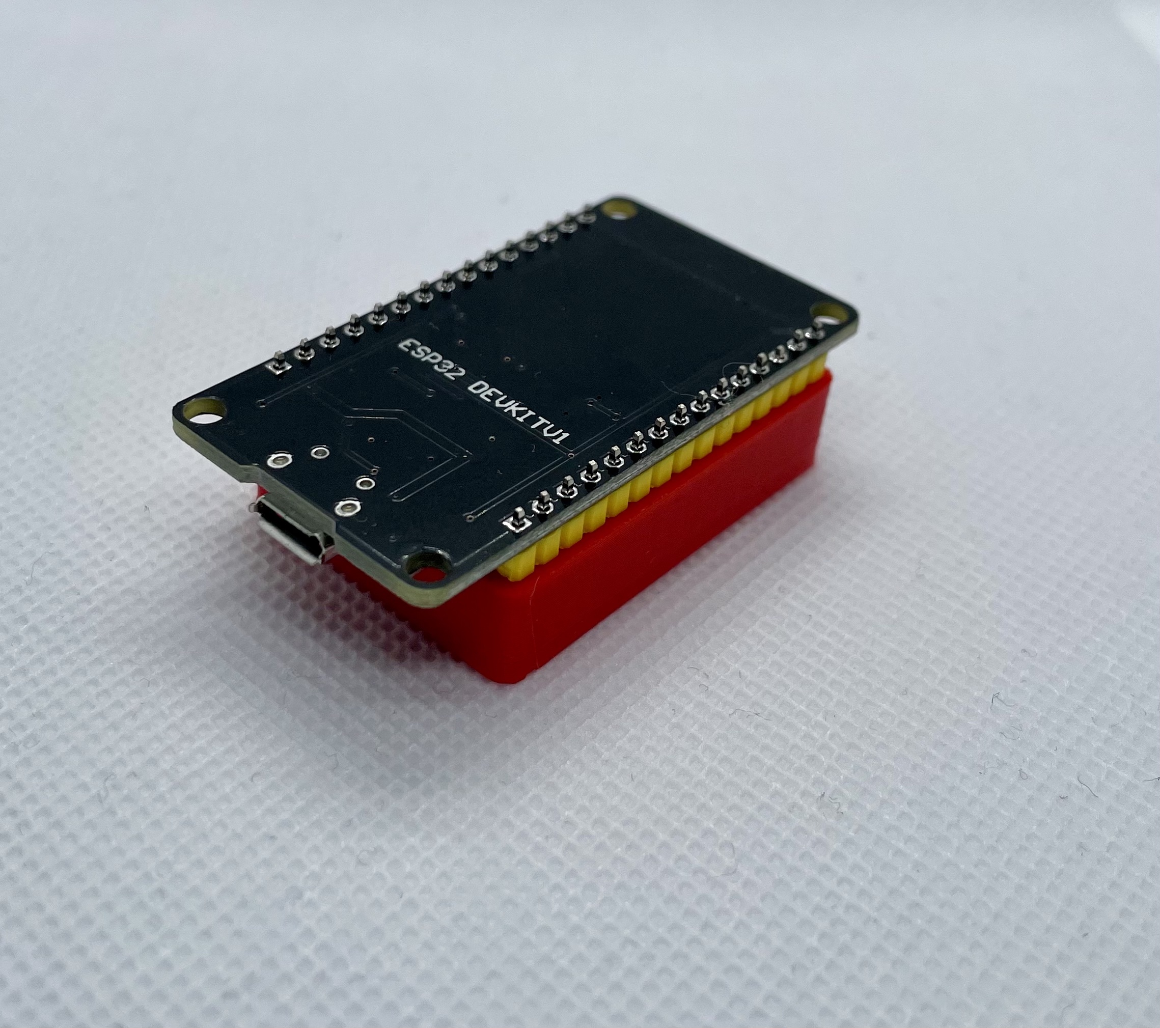 Esp32 DevKit v1 Soldering Jig by Loopodoopo | Download free STL model ...