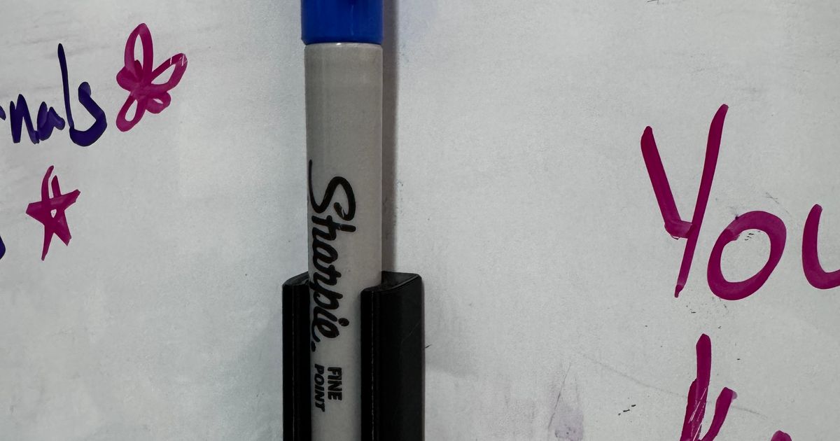 Sharpie Holder - Magnetic 10x2mm by Pip Arnes | Download free STL model ...