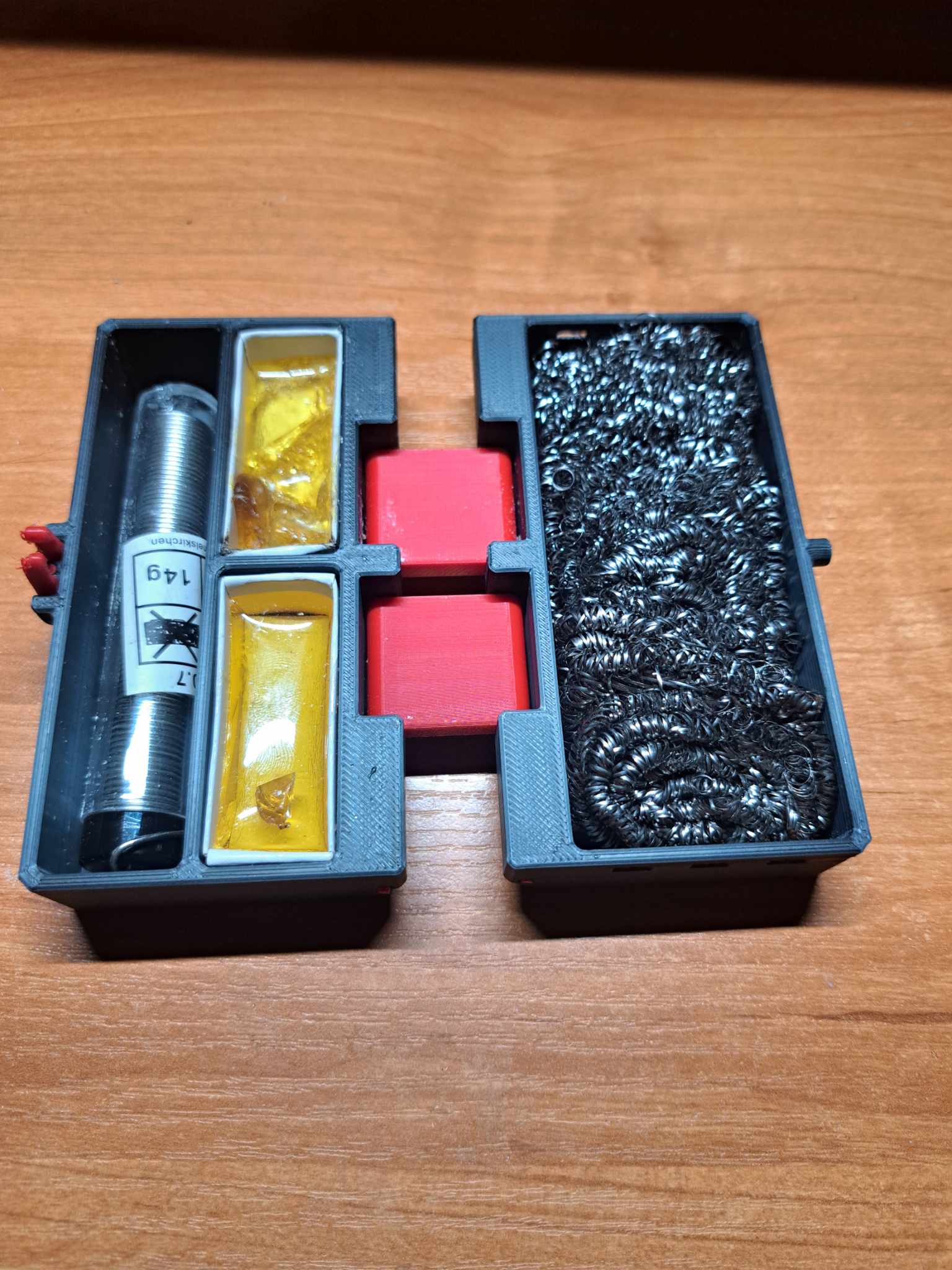 Solder Pal by Niecov | Download free STL model | Printables.com