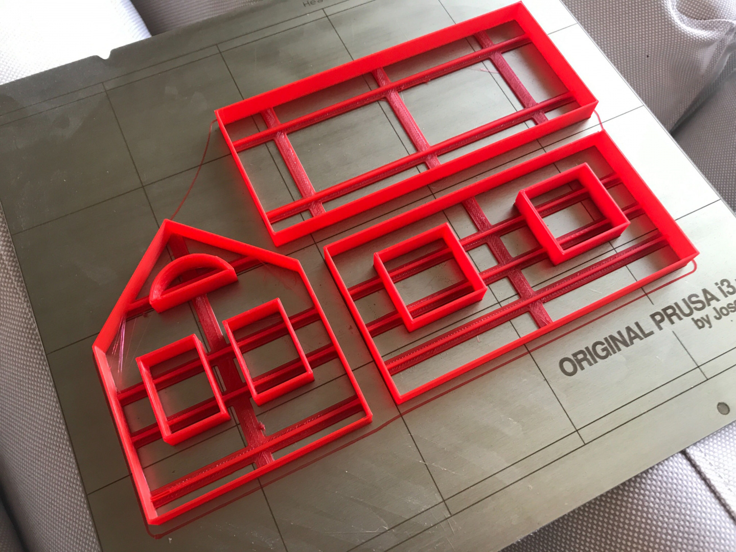 Gingerbread house (small) cutter by Patrik Rosén | Download free STL ...