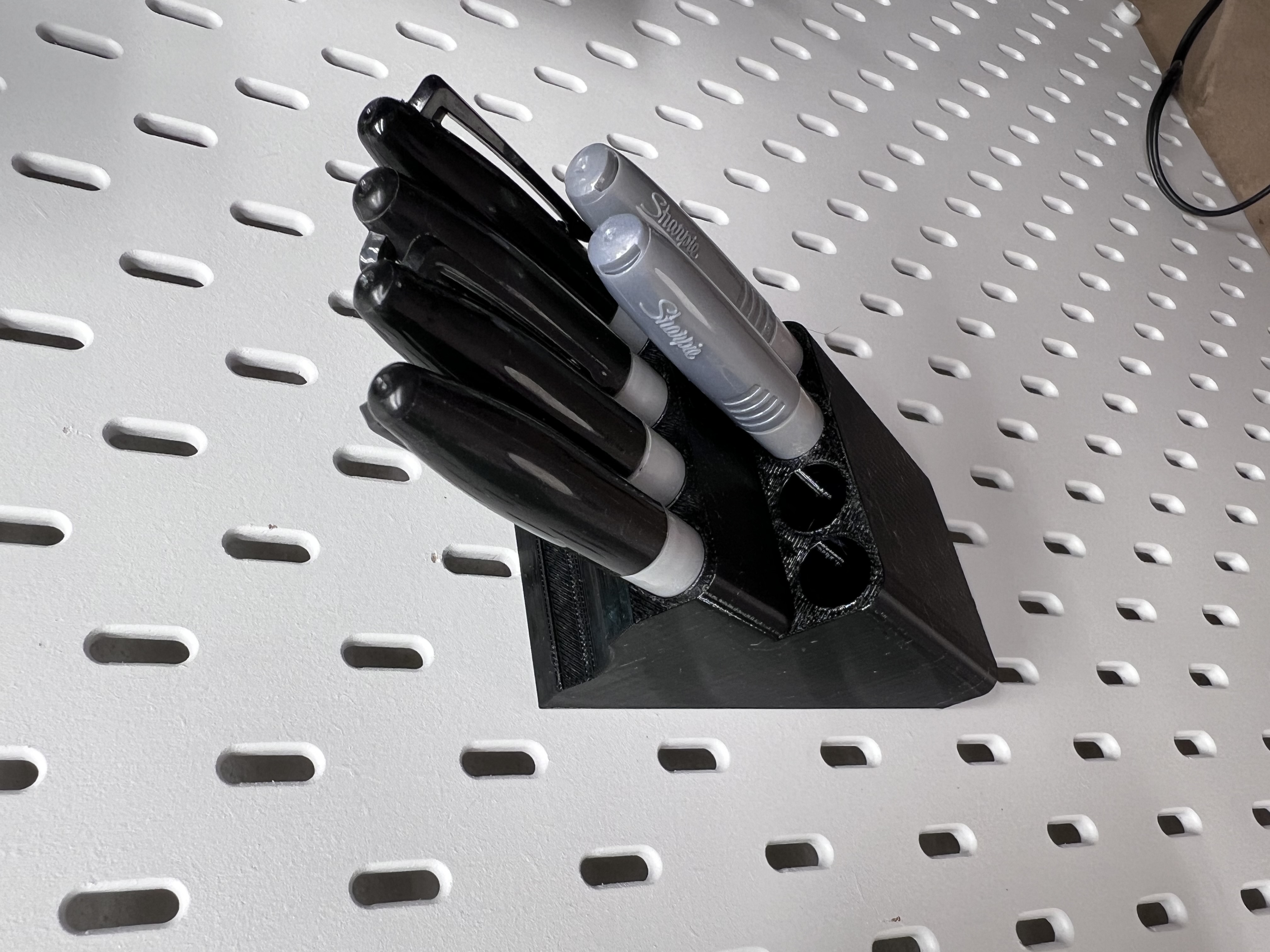 Sharpie Holder for Skadis (8 pens) by KT Prosthetist Orthotist ...